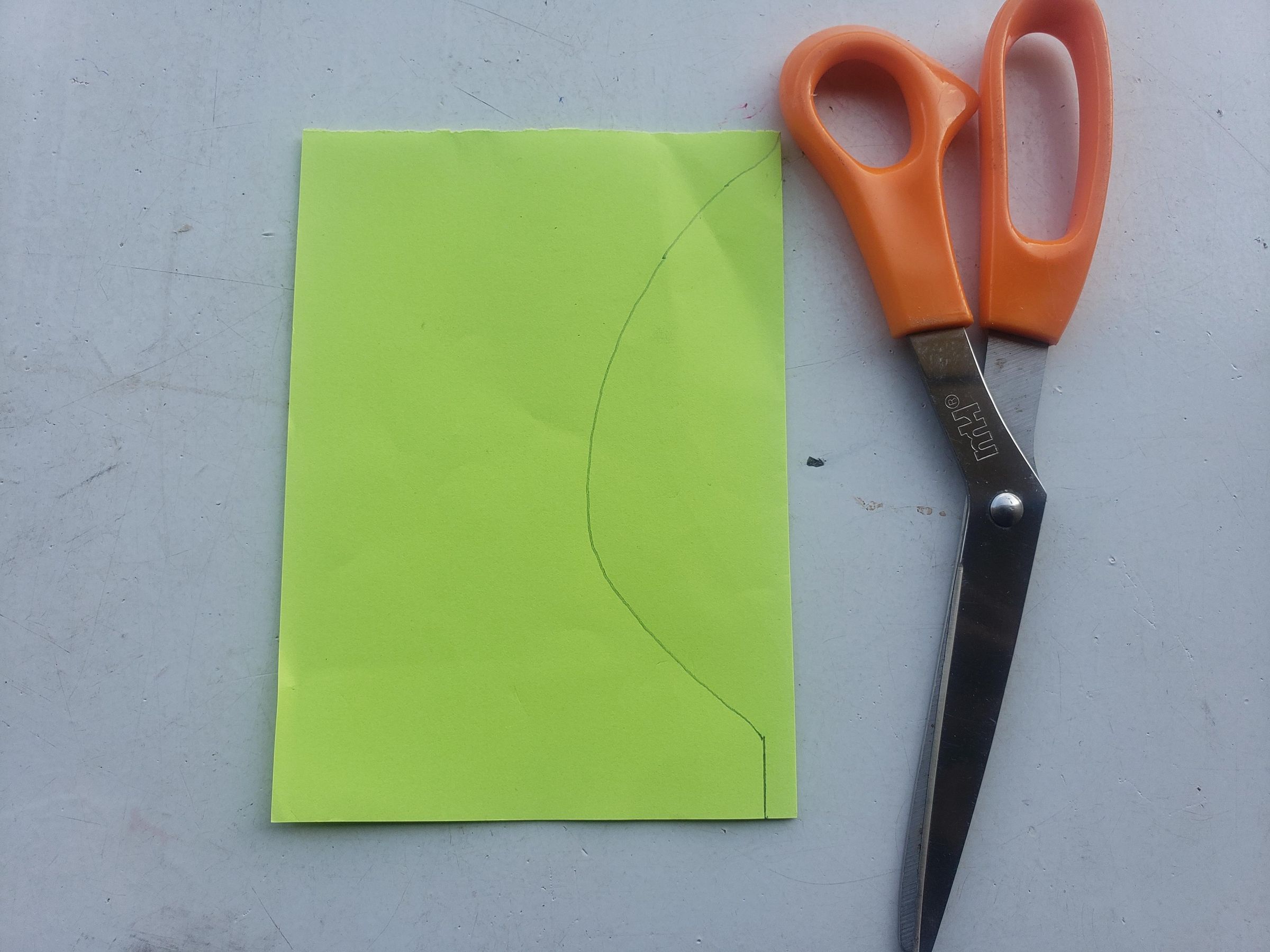 Super Simple DIY Fun Paper Wriggling Caterpillar. : 10 Steps (with ...