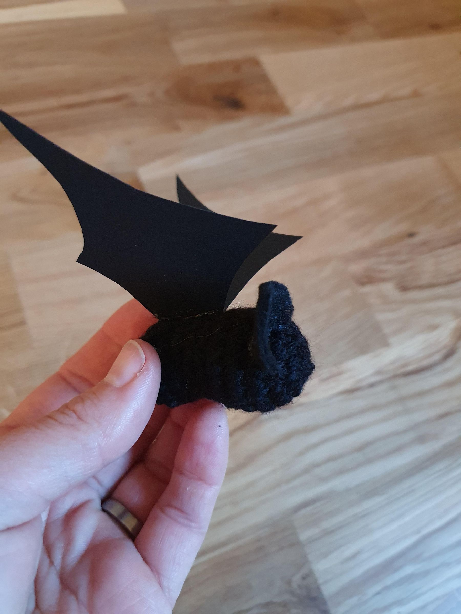 Bat Decoration : 5 Steps (with Pictures) - Instructables