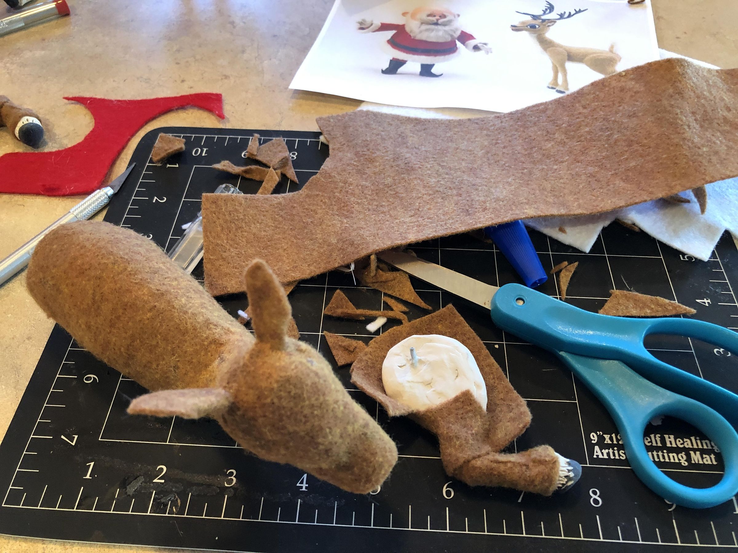 Creating Rudolph the Red Nosed Reindeer Figures for Christmas Card : 18 ...