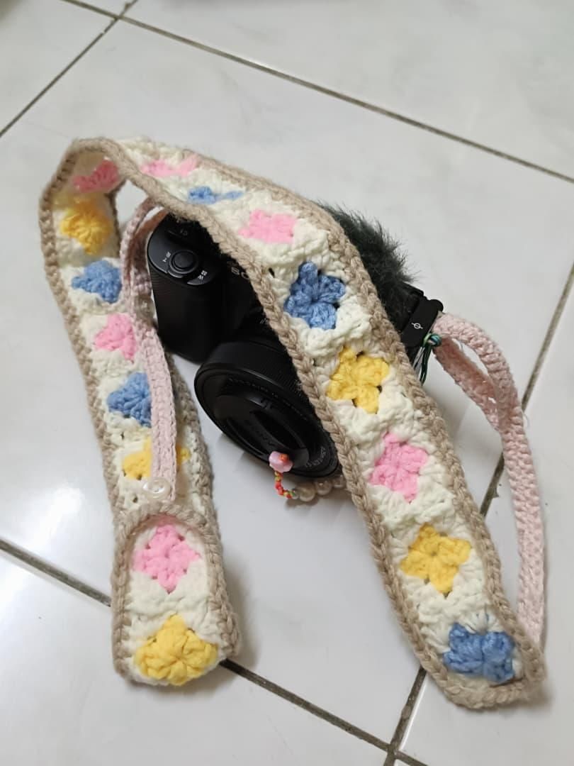 Make Your Own DIY Crochet Camera Strap! : 6 Steps (with Pictures ...