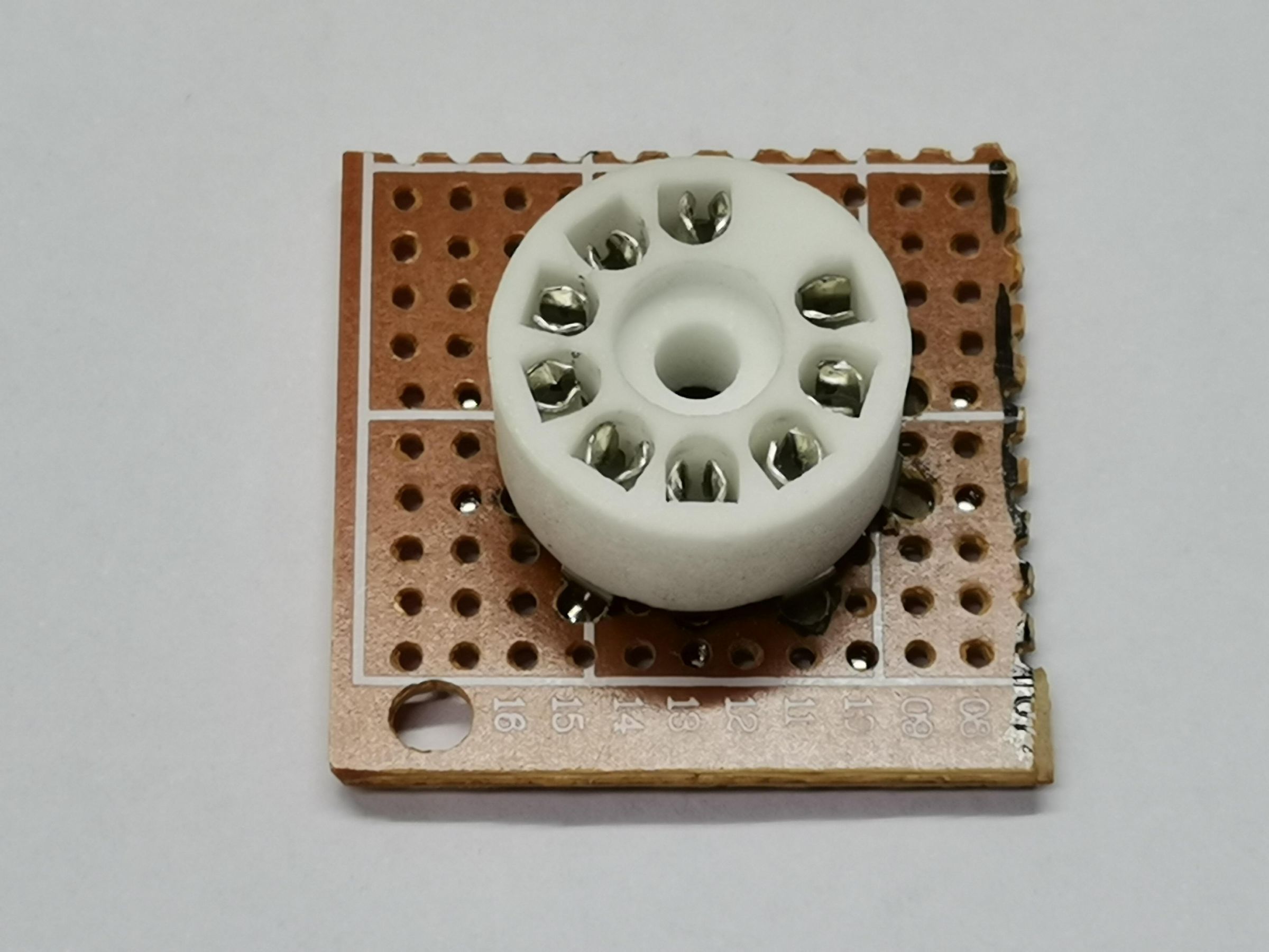 DIY Simple PCL82 Low Voltage (12V) Tube Amplifier : 4 Steps - Instructables