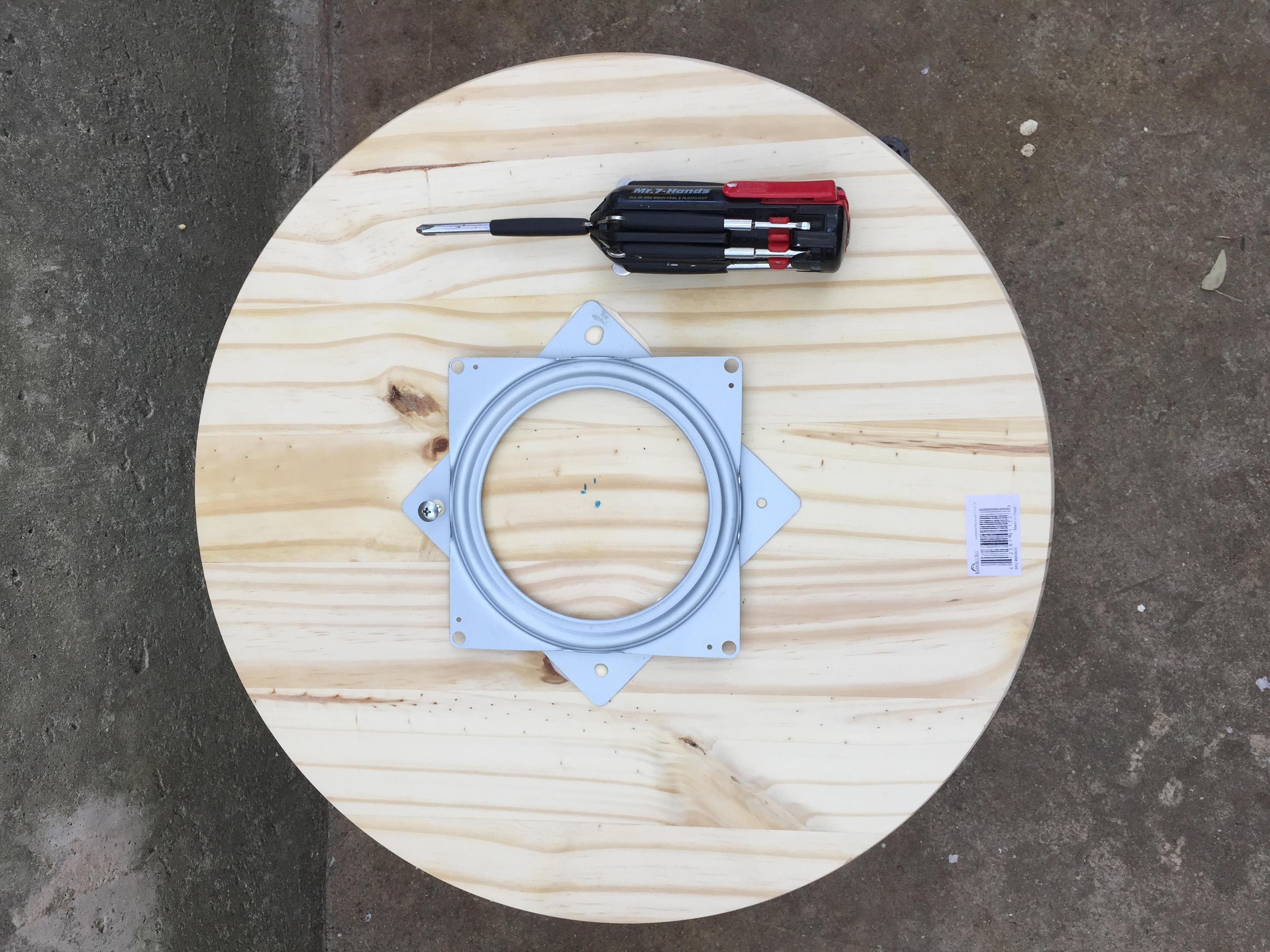 Truly Lazy Susan Turntable in 90 Seconds With One Tool : 3 Steps (with ...