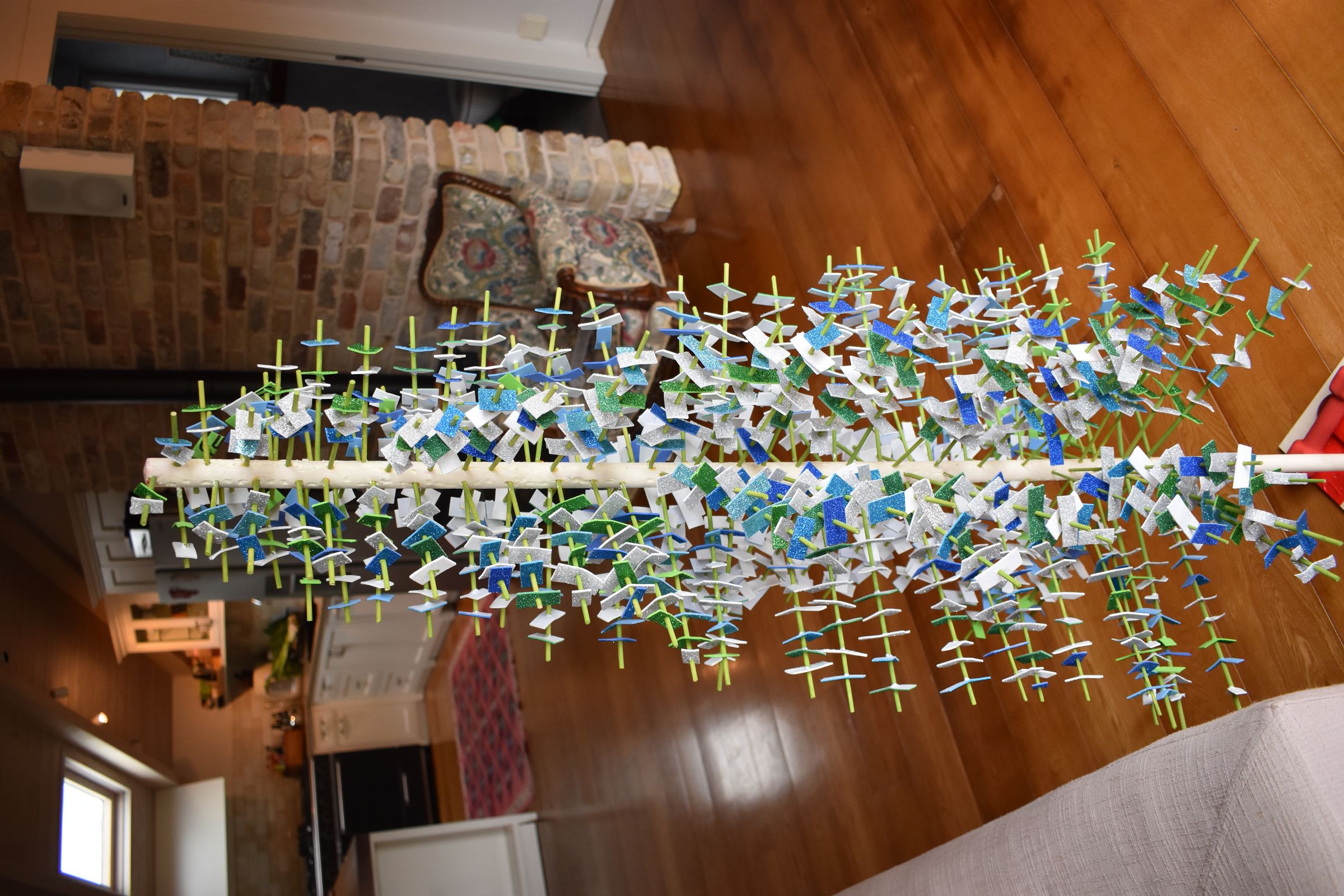 Improvised Christmas Tree : 13 Steps (with Pictures) - Instructables