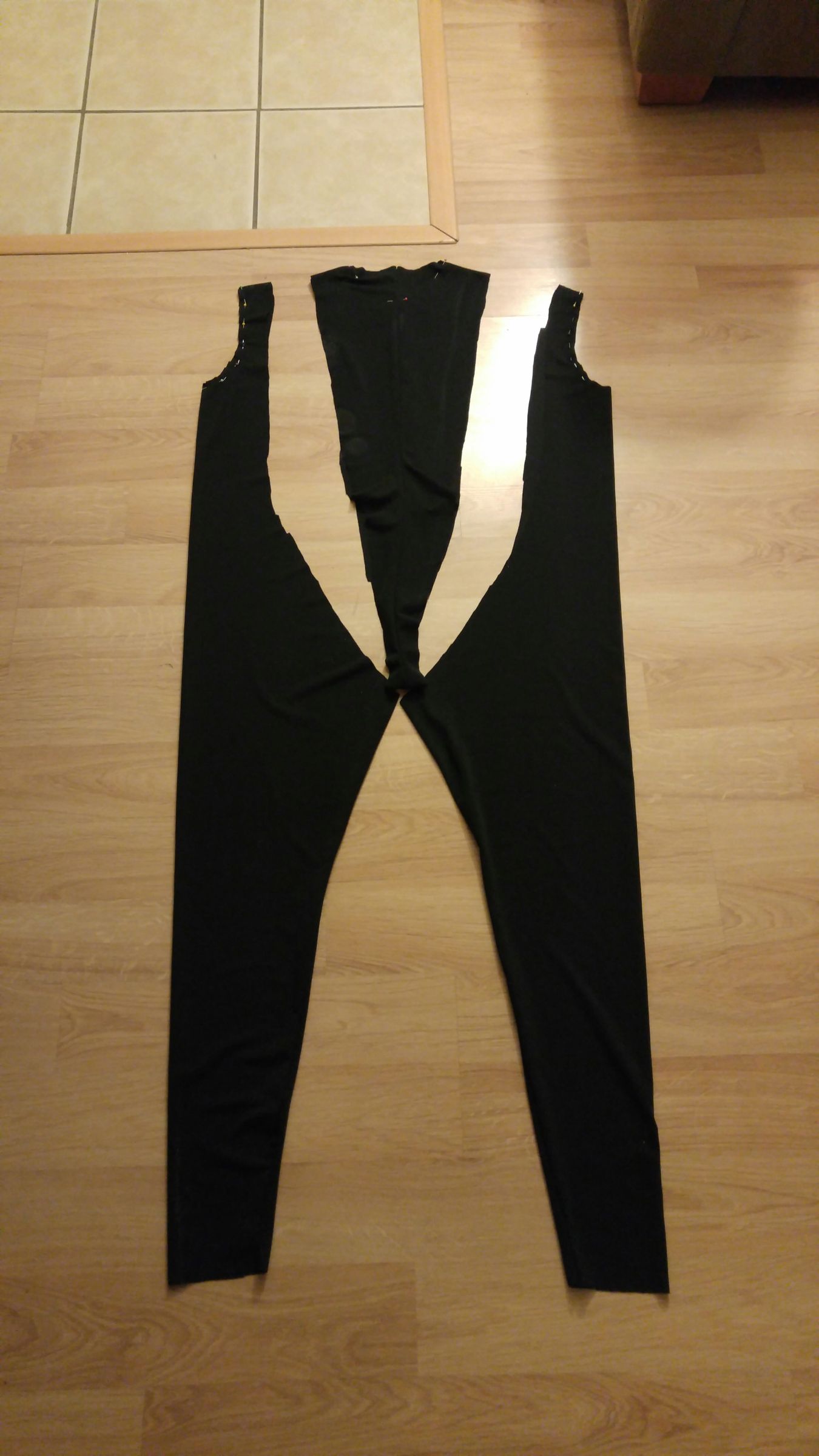 X-Men Body Suit and Power Gauntlets : 6 Steps - Instructables