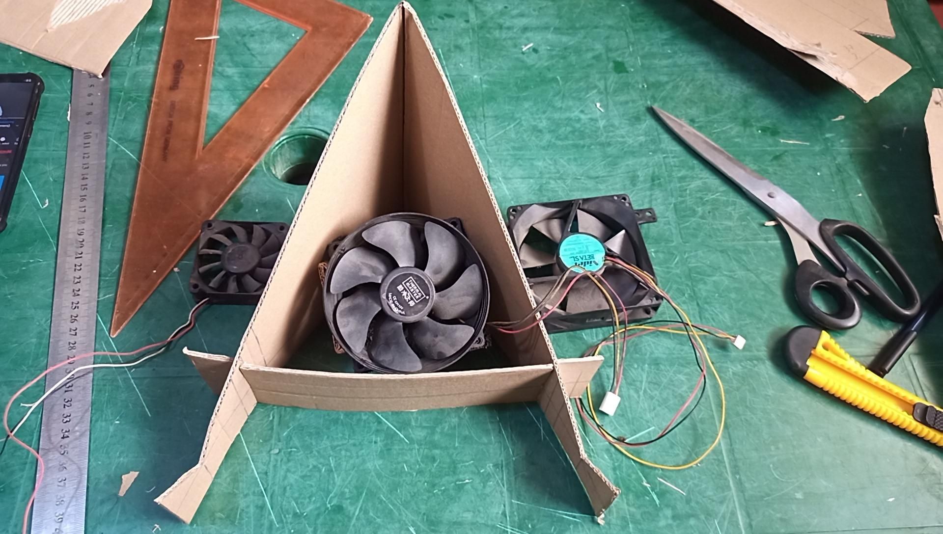 Cardboard Laptop Stand With Cooling Fan : 7 Steps - Instructables