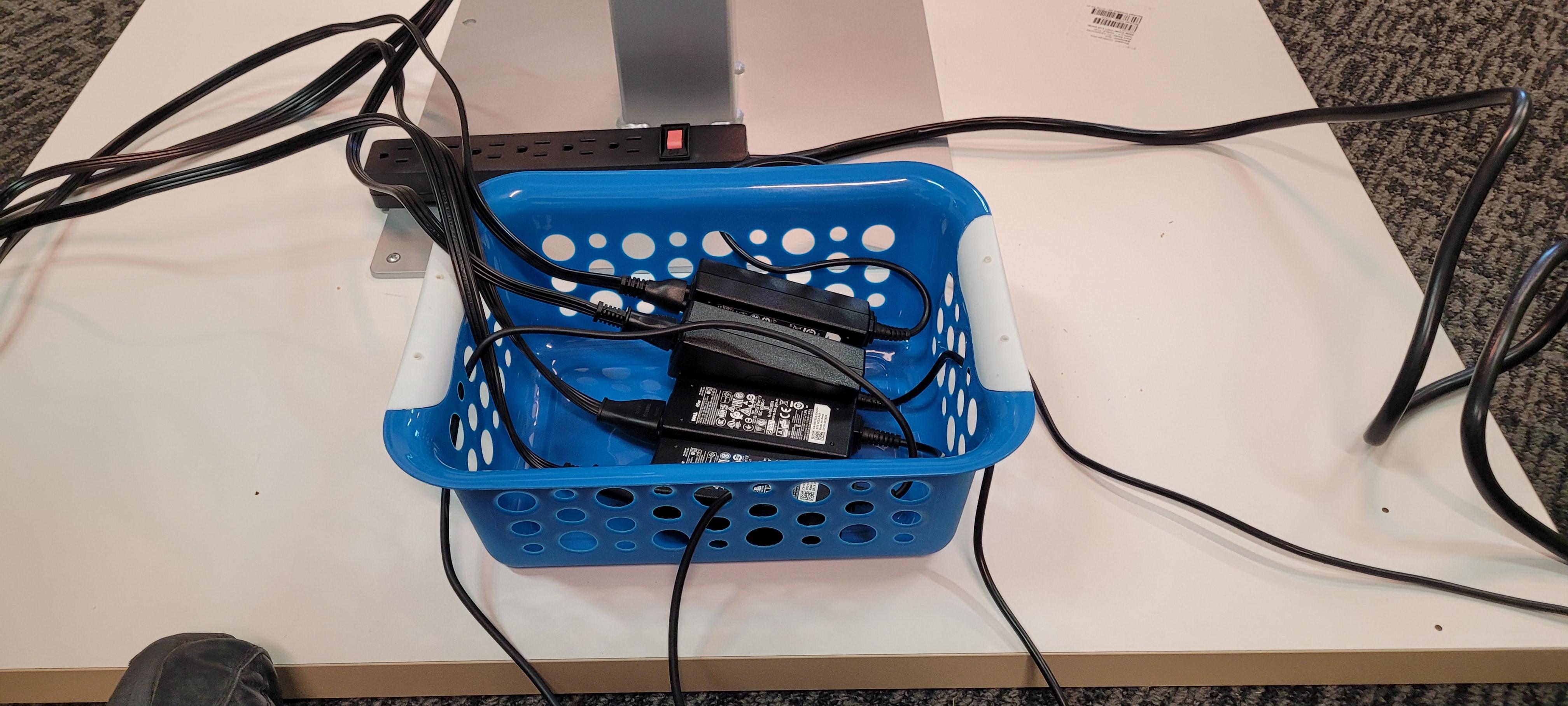 Table Cable Management System : 8 Steps (with Pictures) - Instructables