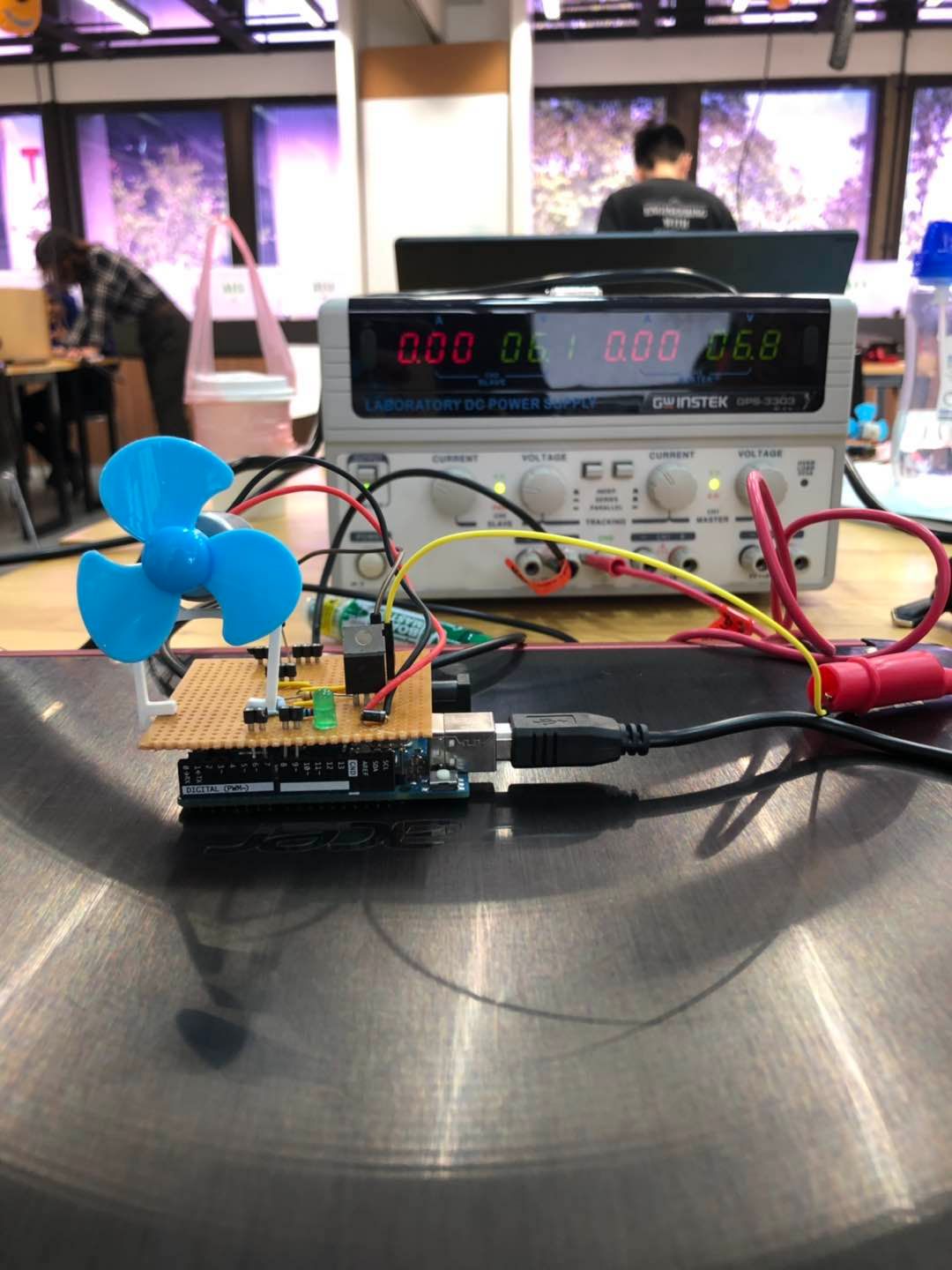 Temperature Controlled Fan ! : 4 Steps - Instructables