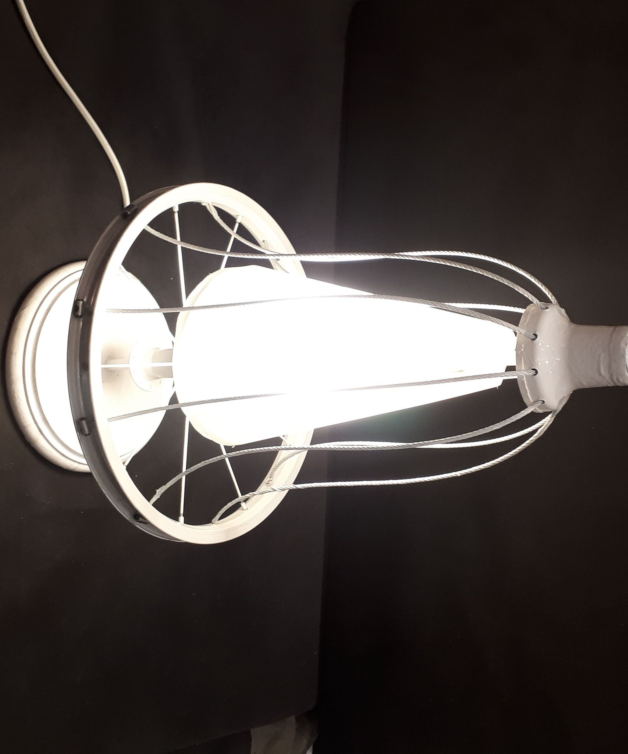 DIY Spinning Bike Wheel Lamp : 13 Steps (with Pictures) - Instructables