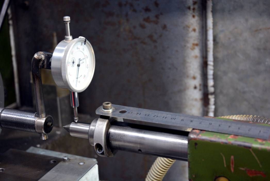 Aligning a Lathe Tailstock (with a Difference). : 7 Steps (with ...