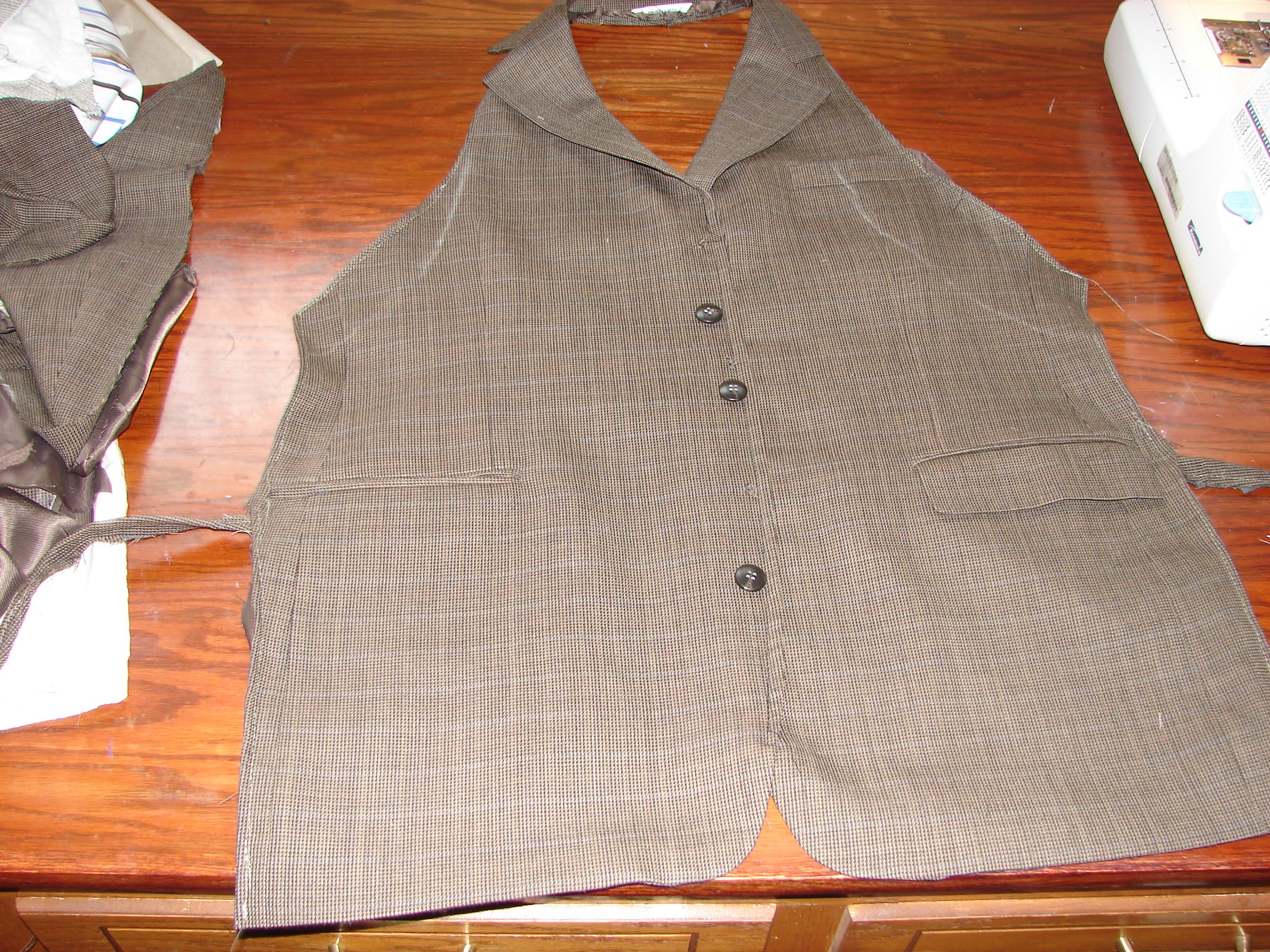 Suit Apron! : 14 Steps - Instructables