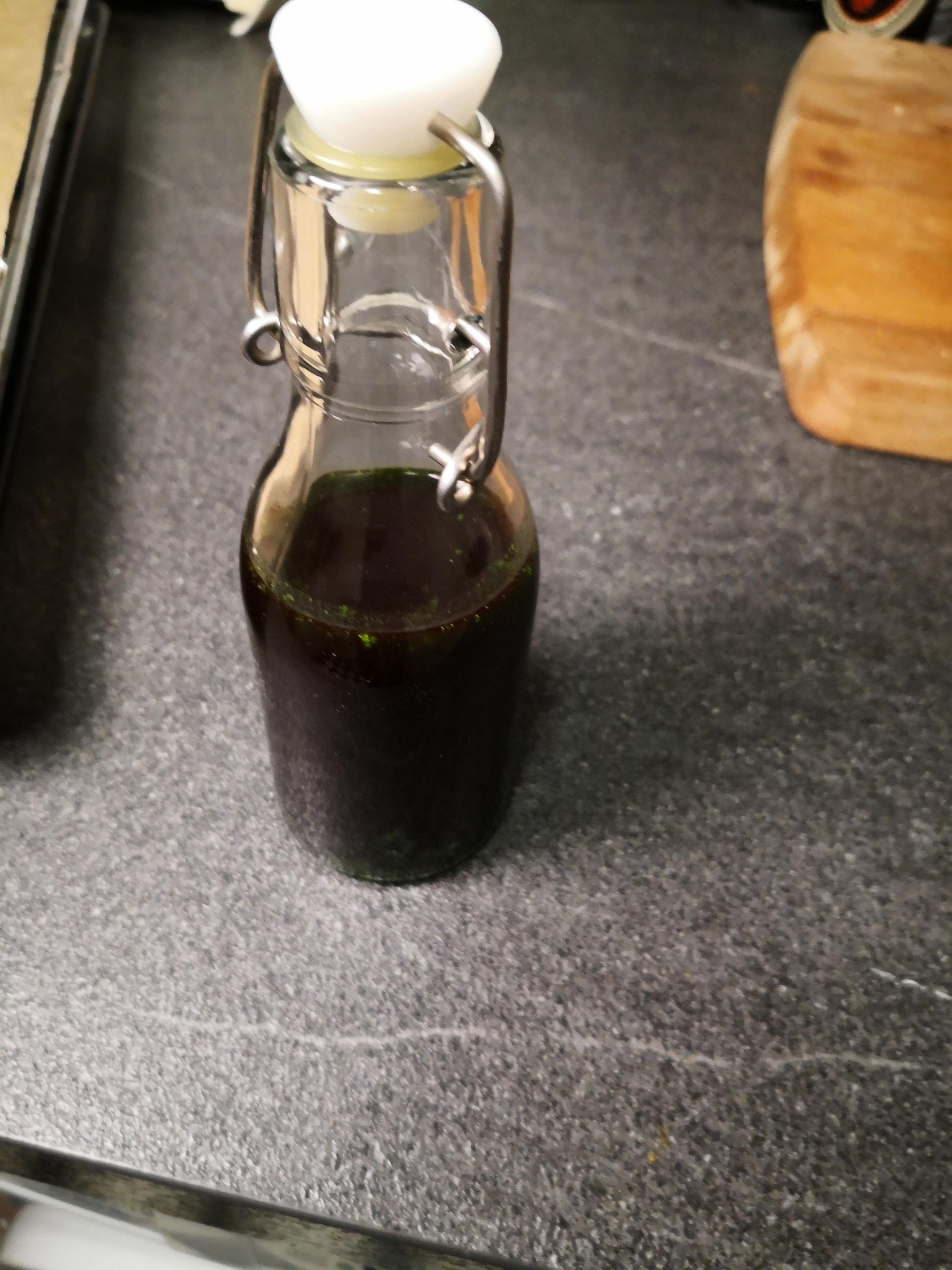 Green Herb Oils : 3 Steps - Instructables