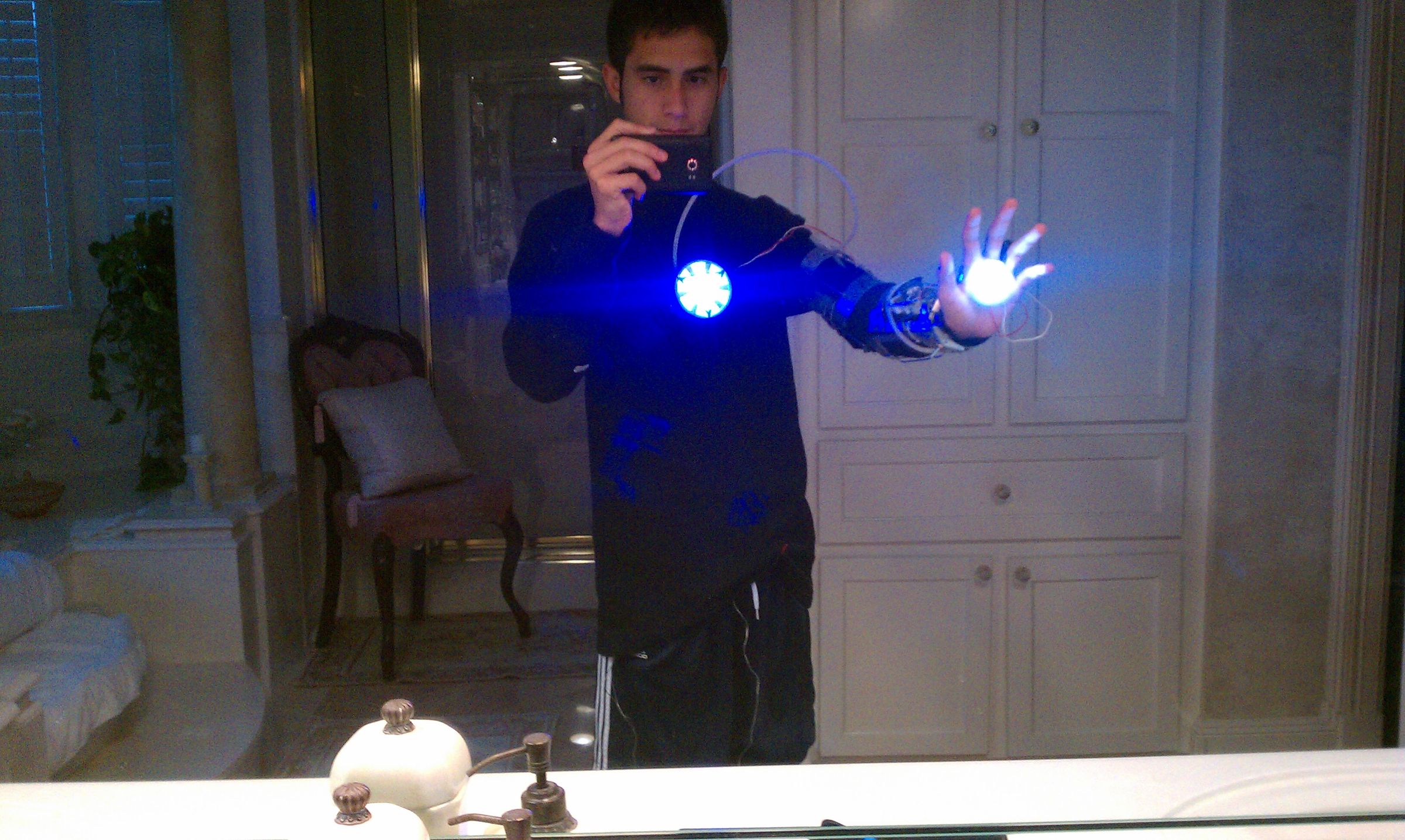 Tony Stark Repulsor Arm - Instructables