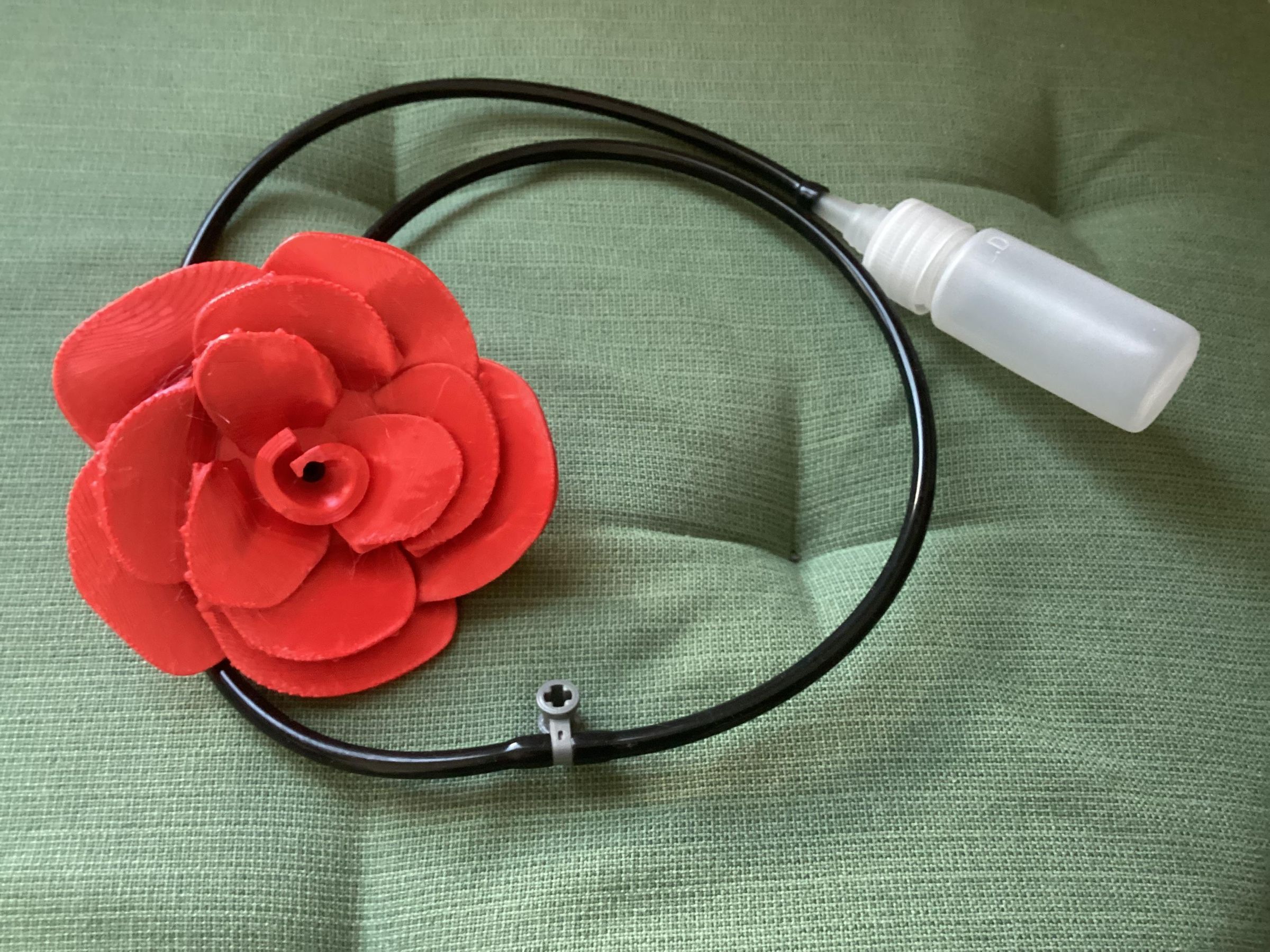 Water Spraying Flower Prank : 3 Steps - Instructables