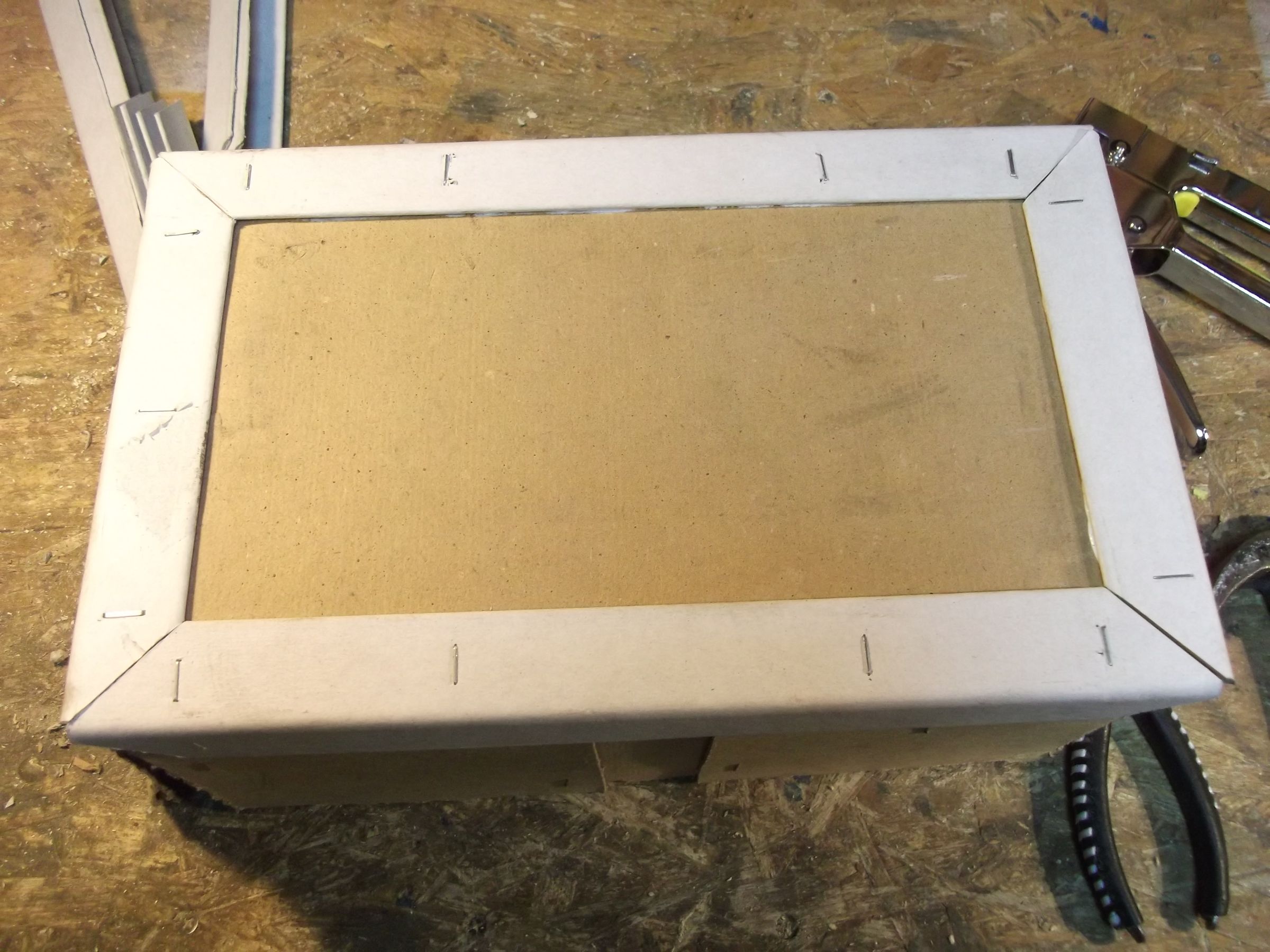 Fixing/Making/Reinforcing Boxes With Packaging Waste : 14 Steps (with ...