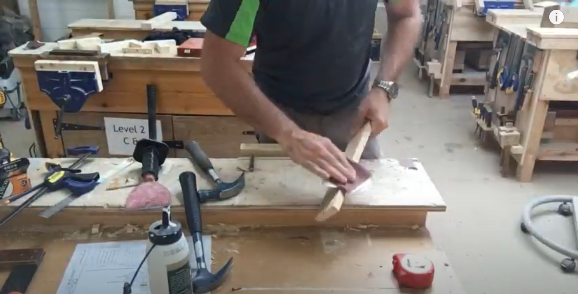 Super Easy Table : 7 Steps (with Pictures) - Instructables