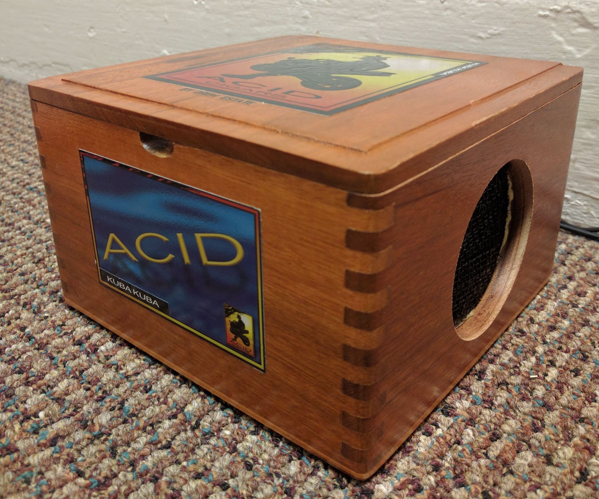 Smokin' Speakers: Cigar Box Speakers : 10 Steps (with Pictures ...