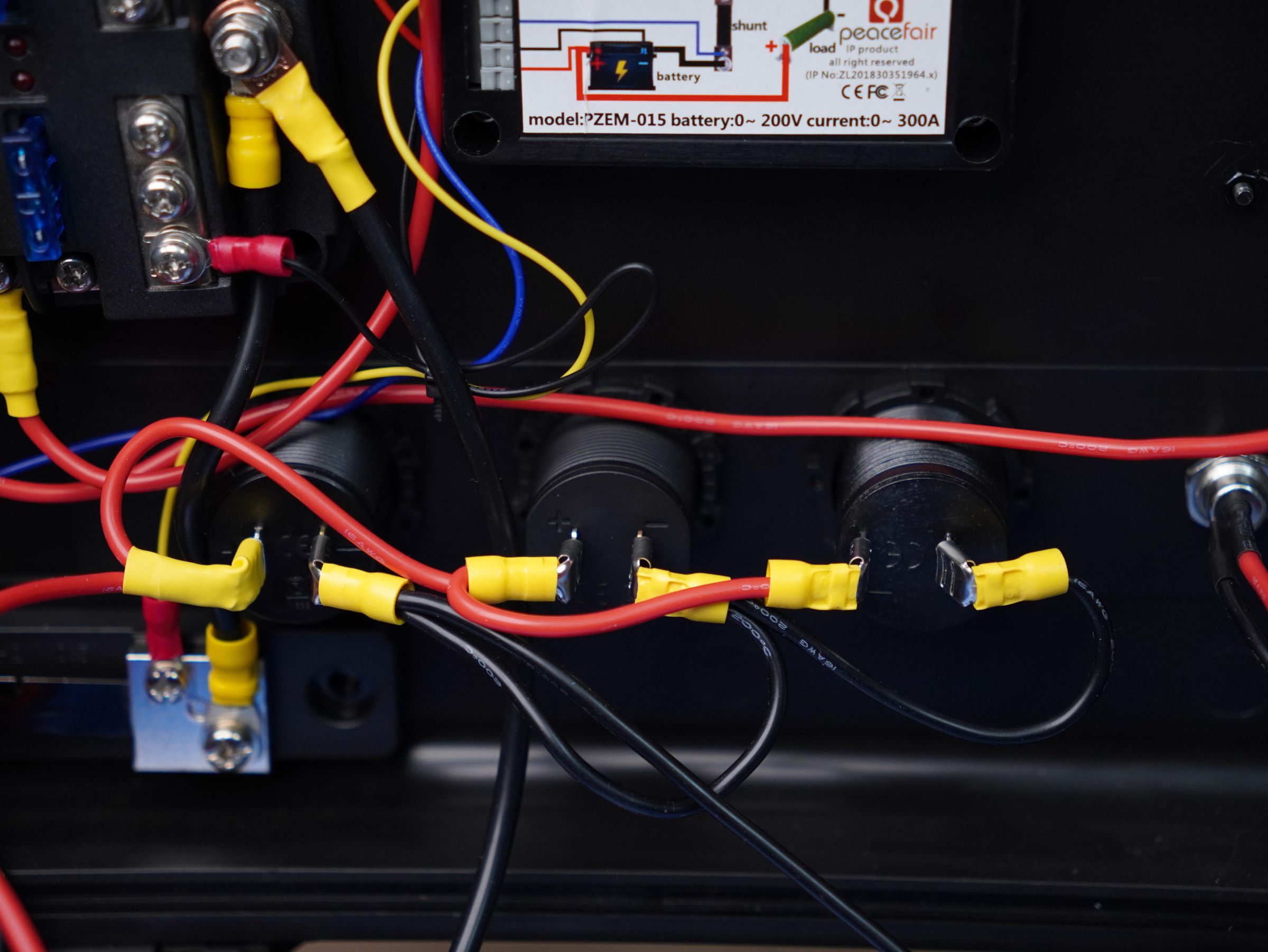 DIY Portable Solar Generator V2 : 21 Steps (with Pictures) - Instructables