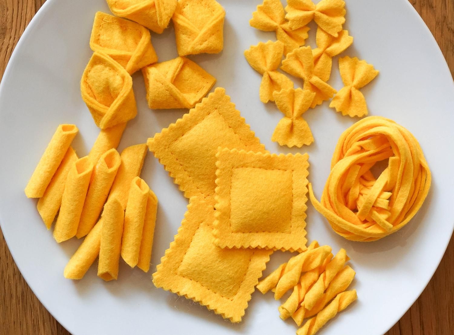 How to Make Pasta Out of Felt! | Fun & Easy DIY Craft Project | Faux ...