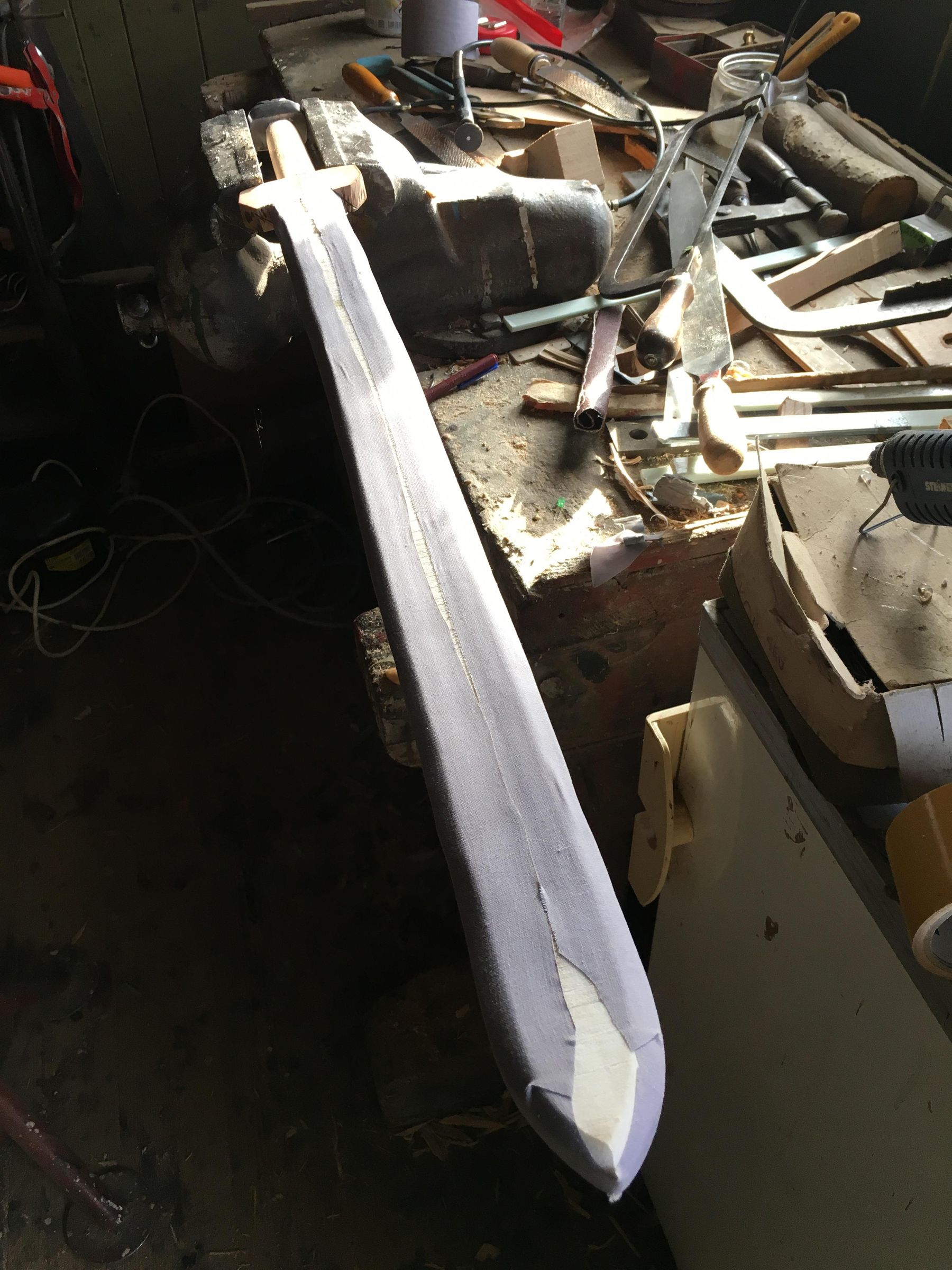 Authentic LARP Sword : 11 Steps (with Pictures) - Instructables