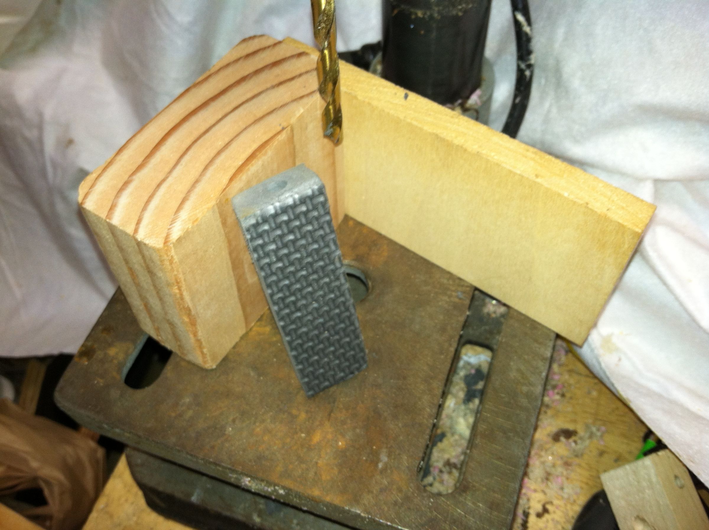 Make Your Own "Wire-Keeps" Foam Wire Keepers : 6 Steps - Instructables