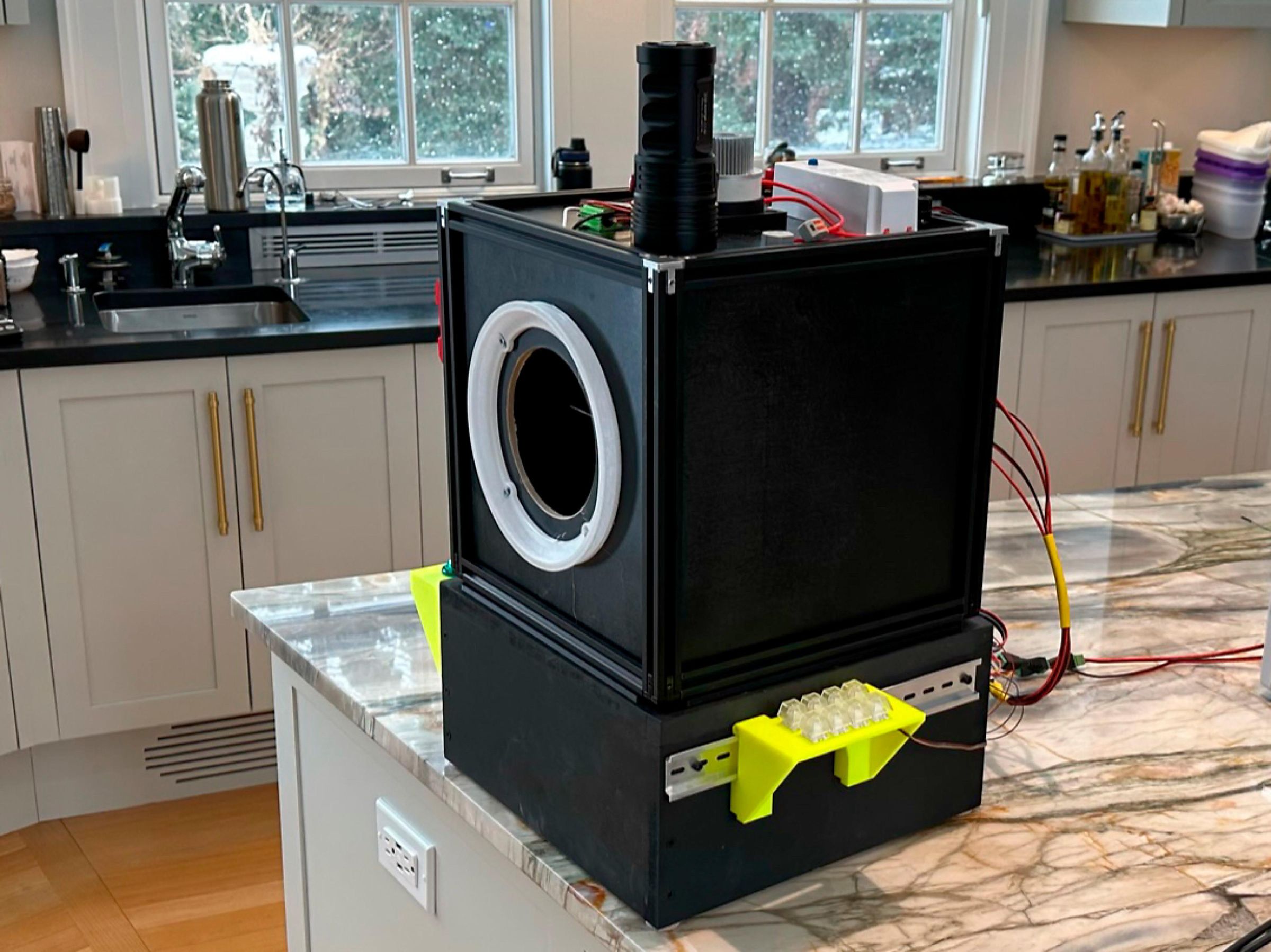 Build a Simple UV Photography Box : 25 Steps (with Pictures ...