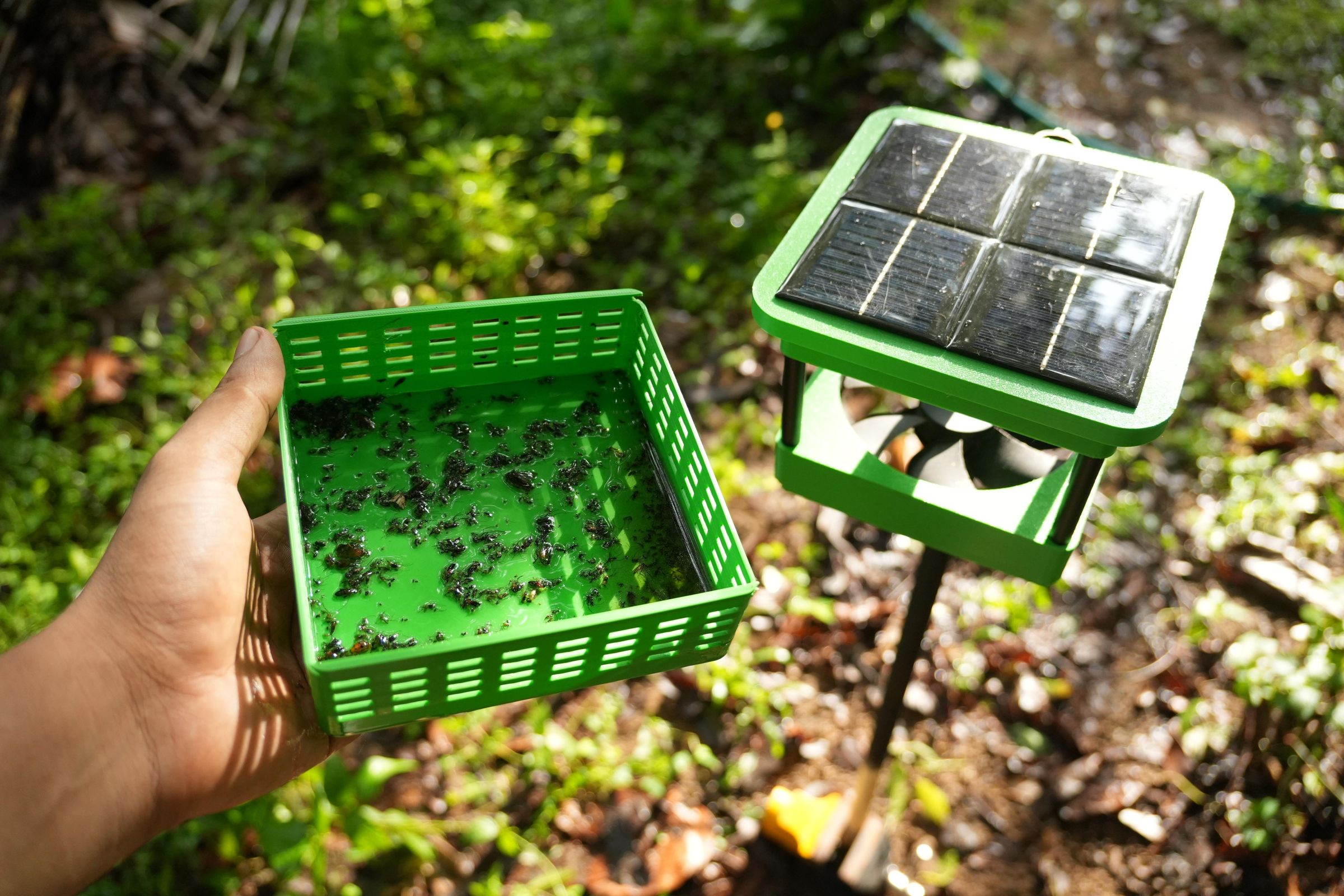 LumiTrap : 3D-Printed Solar UV Bug Trap for Eco-Friendly Pest Control : 8 Steps (with Pictures ...