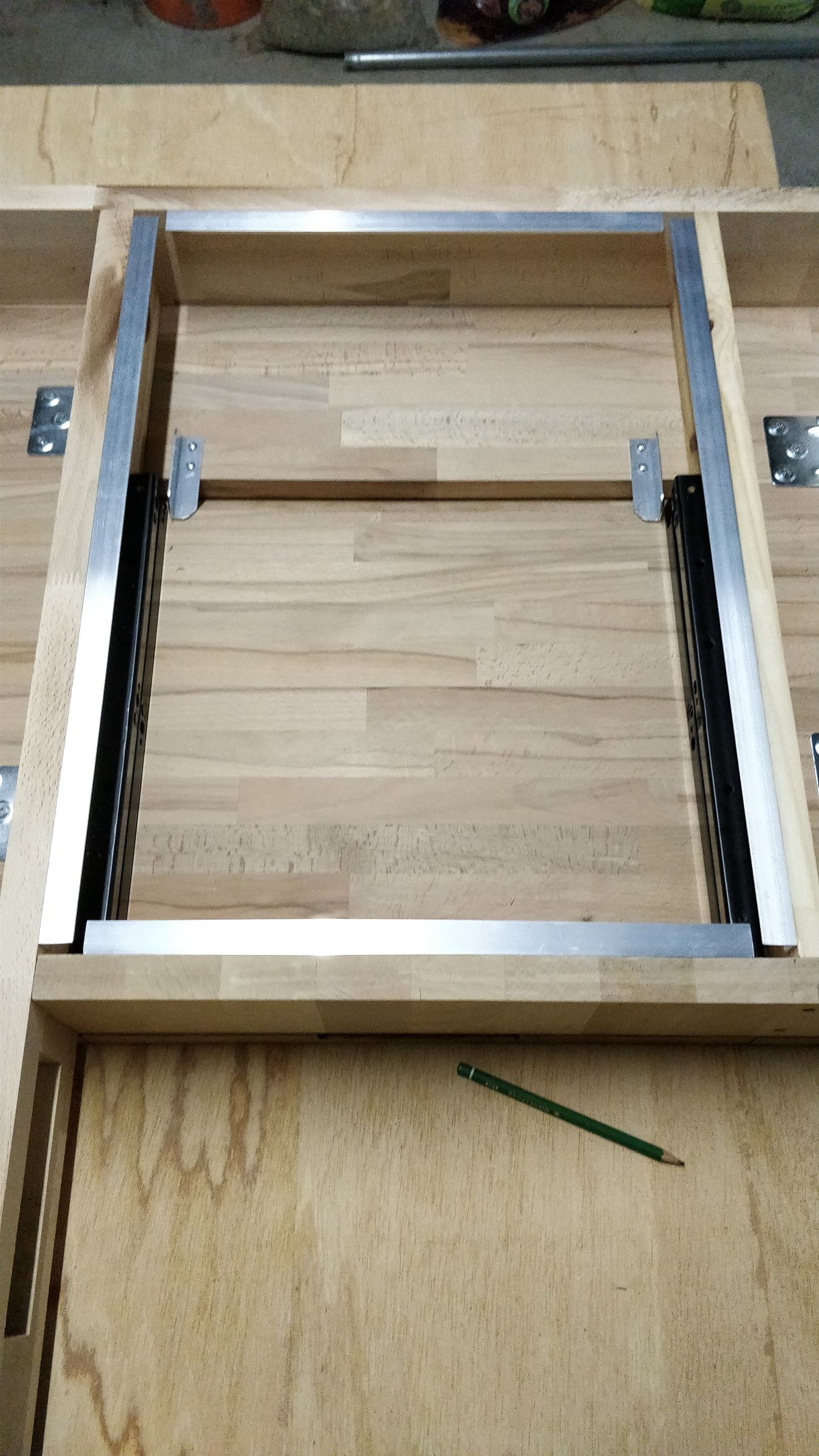 Desk With Built-in Computer and Laptop Height Stand : 10 Steps (with ...