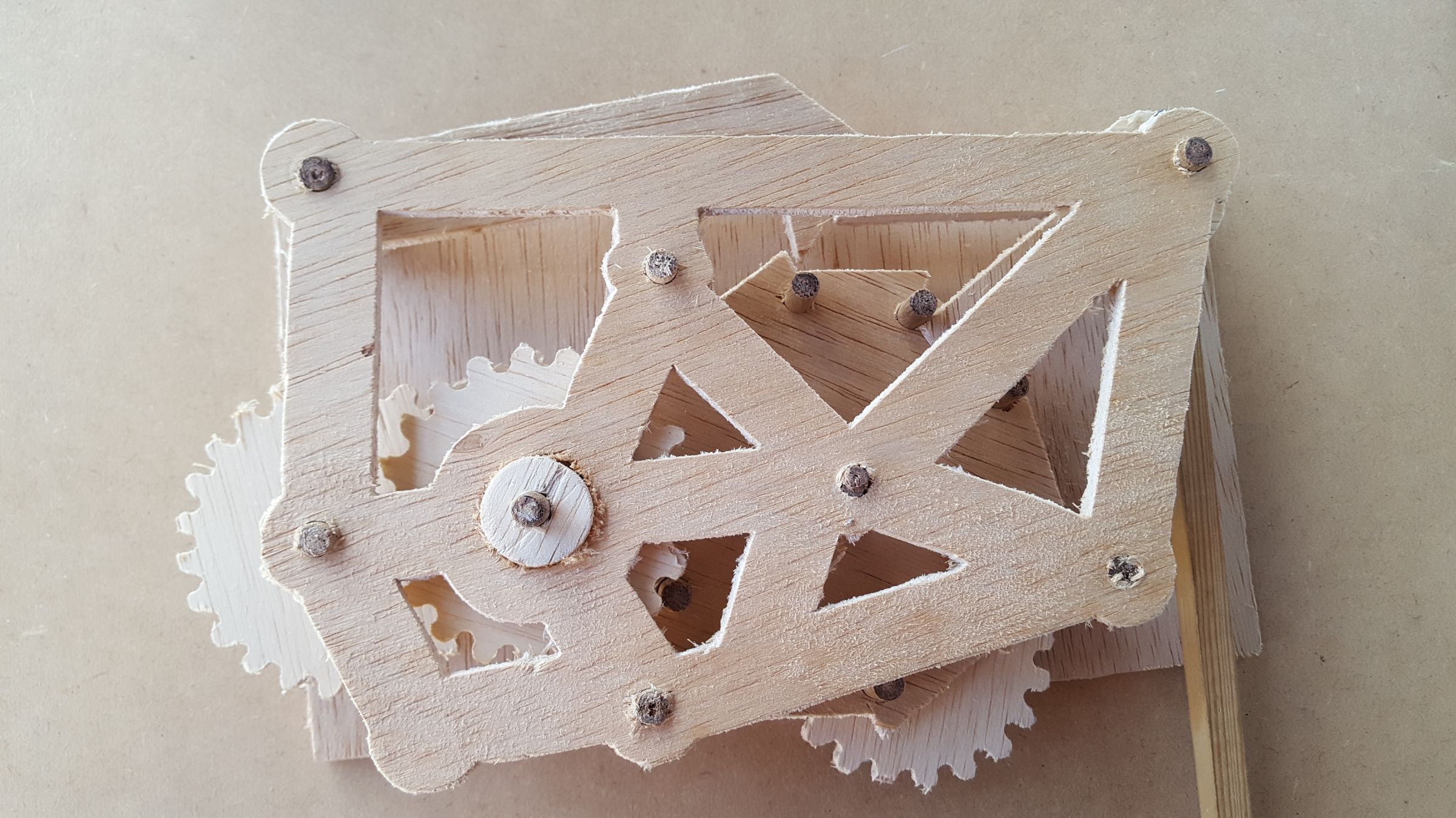 Wooden Clock Designed With Tinkercad : 11 Steps (with Pictures ...