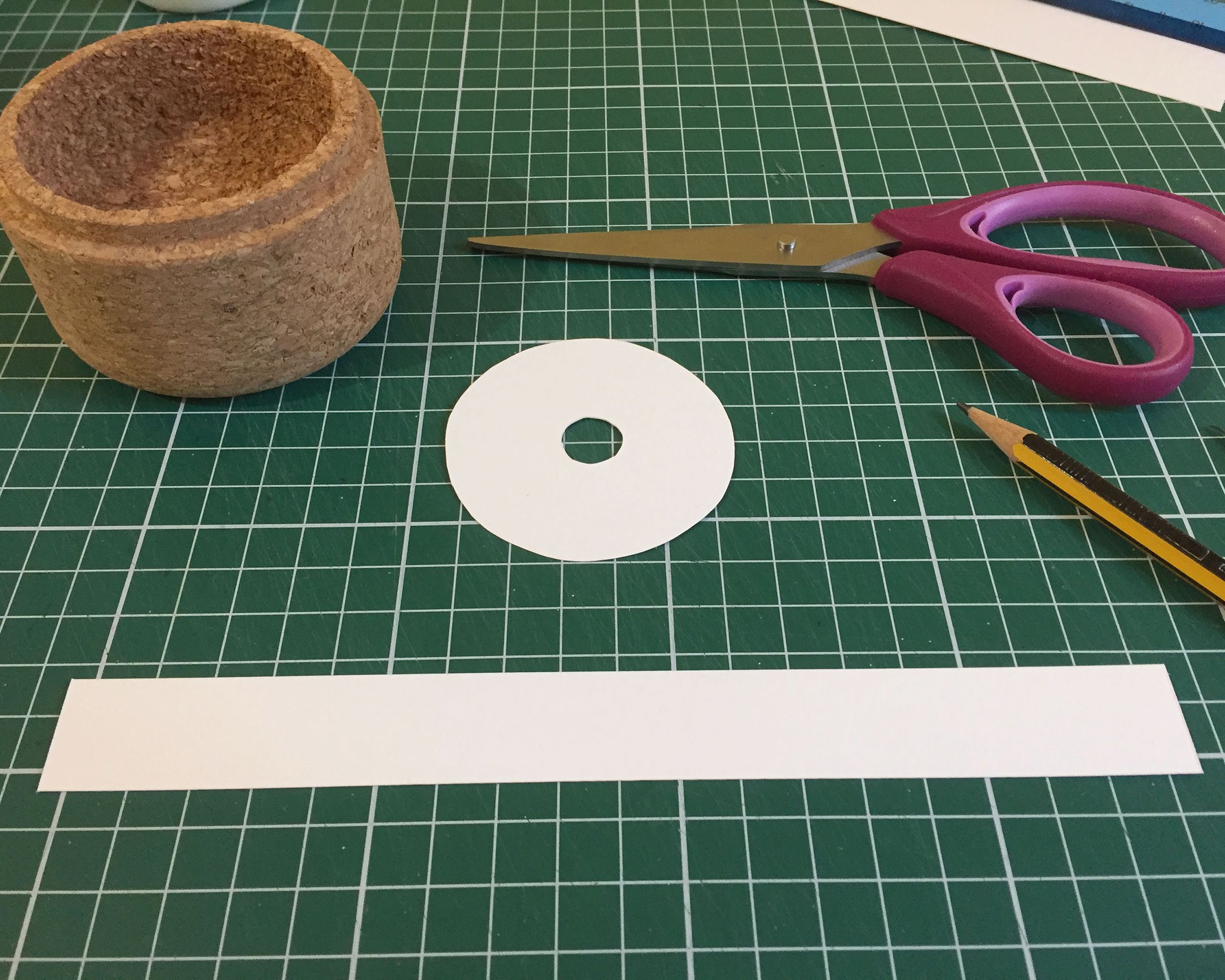 DIY Miniature Paper Carousel : 9 Steps (with Pictures) - Instructables