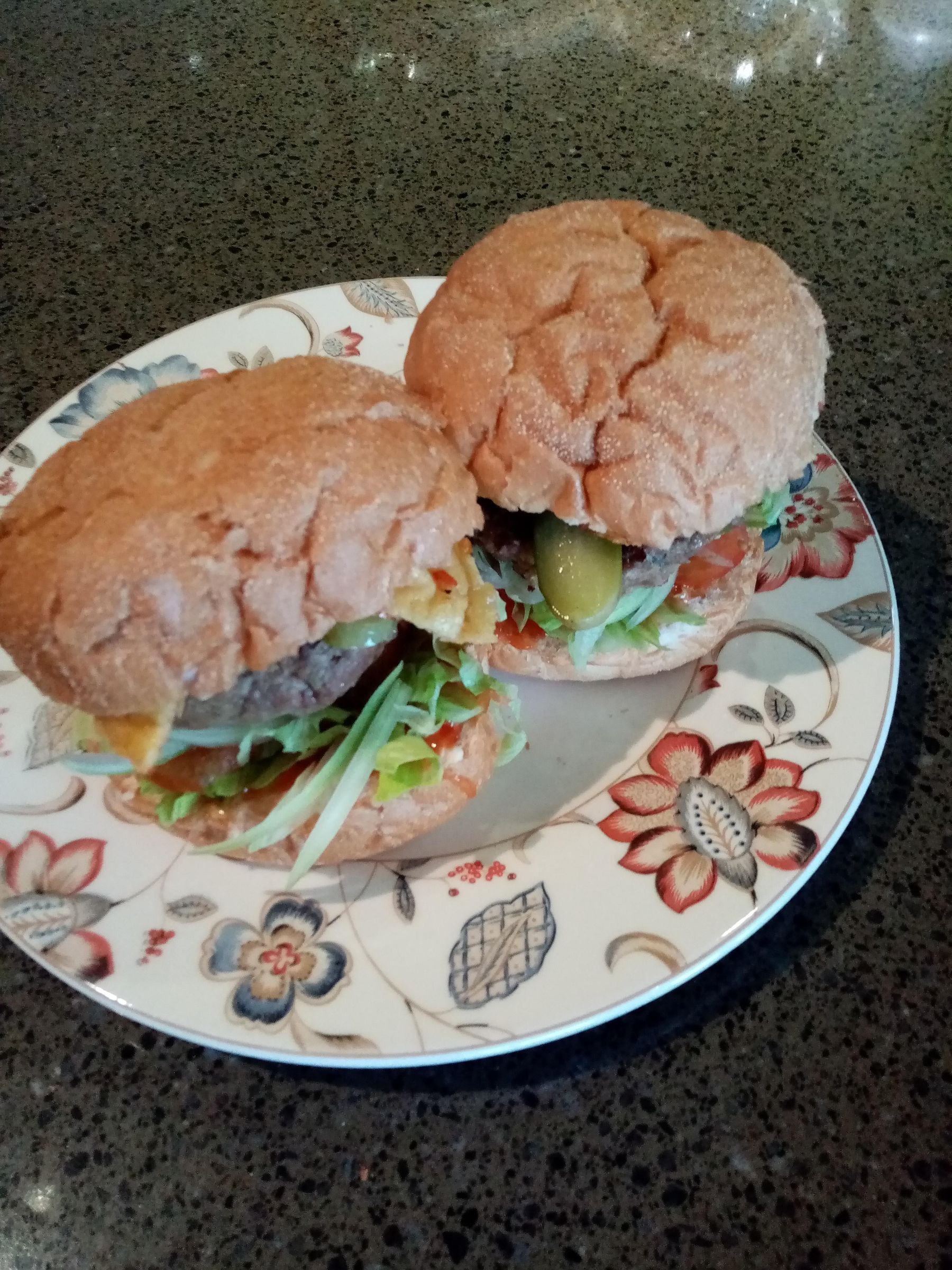 Beautiful Burgers : 10 Steps (with Pictures) - Instructables