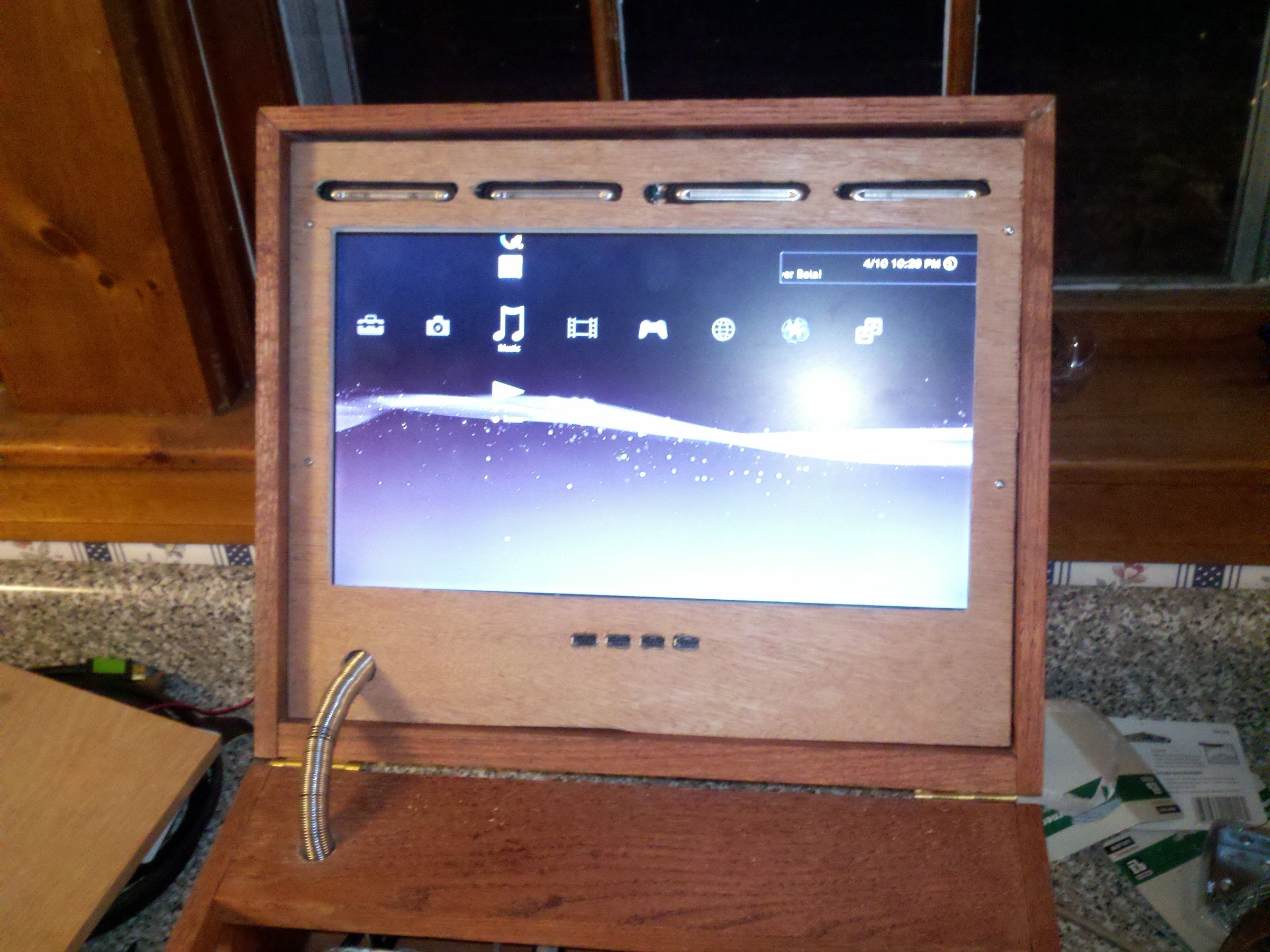 Portable Playstation 3 Case : 3 Steps - Instructables