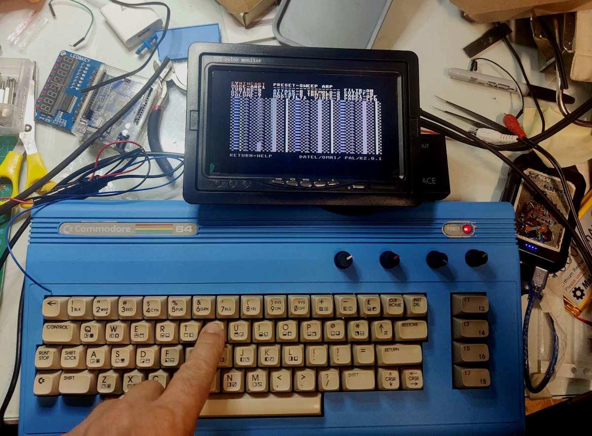 The Commodore 64 Synthesiser Build - A.k.a Cyanodore 64 : 11 Steps ...