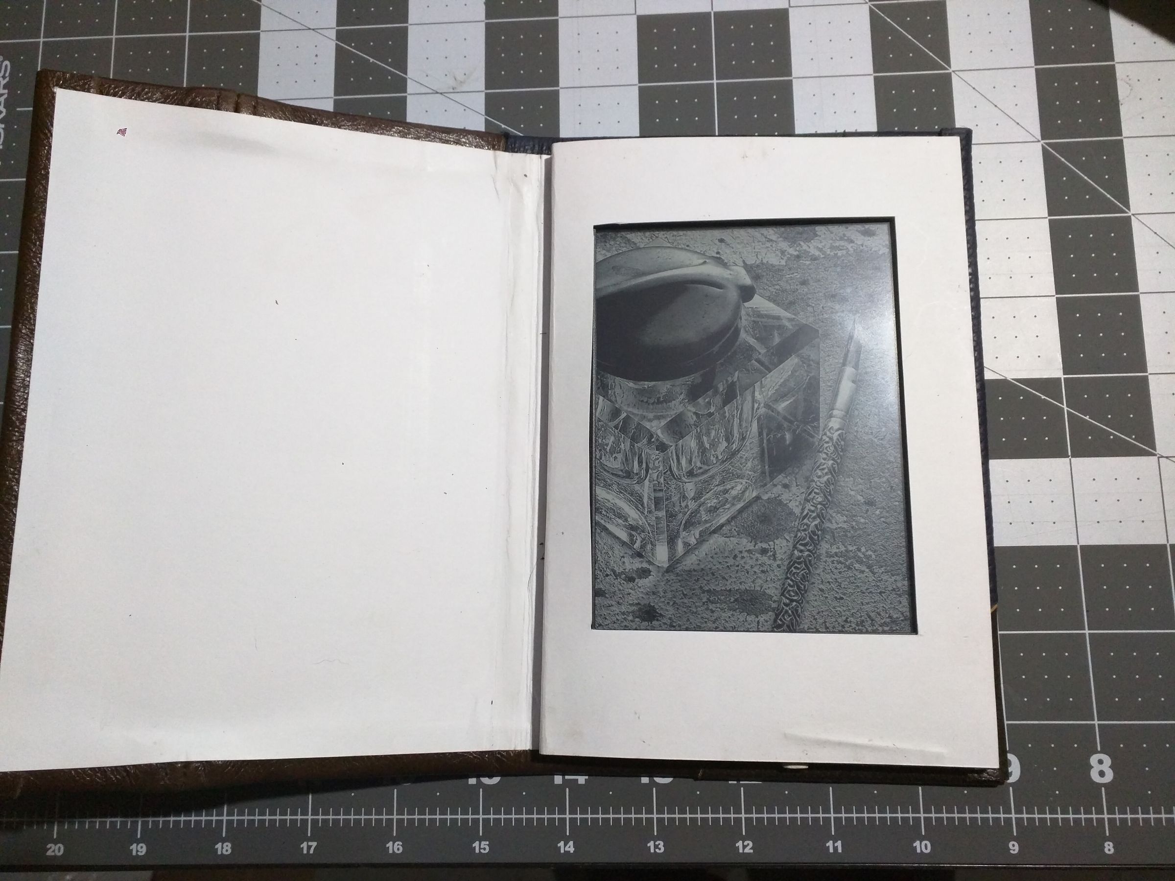 Kindle Paperwhite Realistic Leather Book Cover : 5 Steps (with Pictures ...