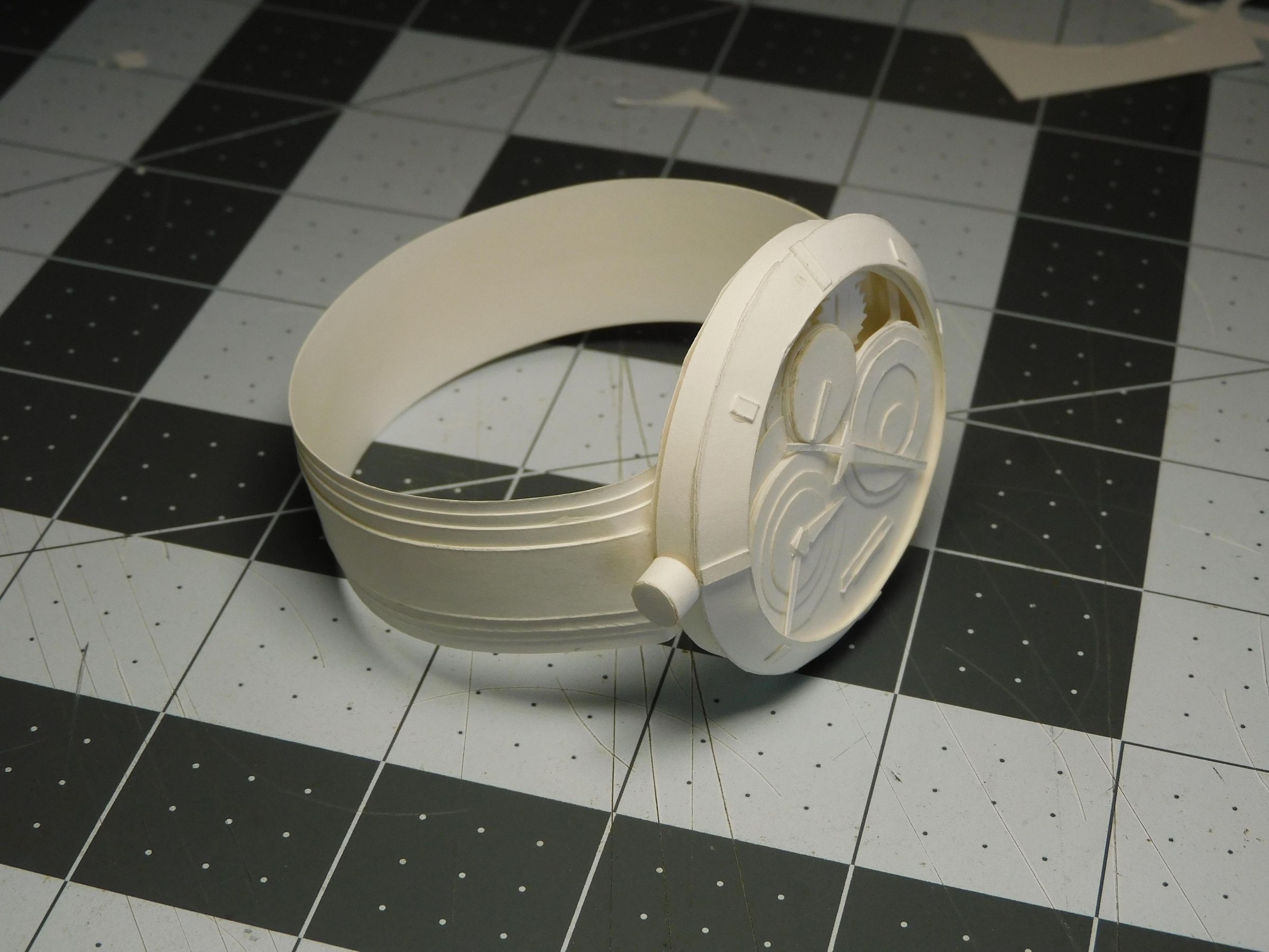 How to Make a Very Detailed Luxury Watch From Cardstock Paper : 8 Steps ...