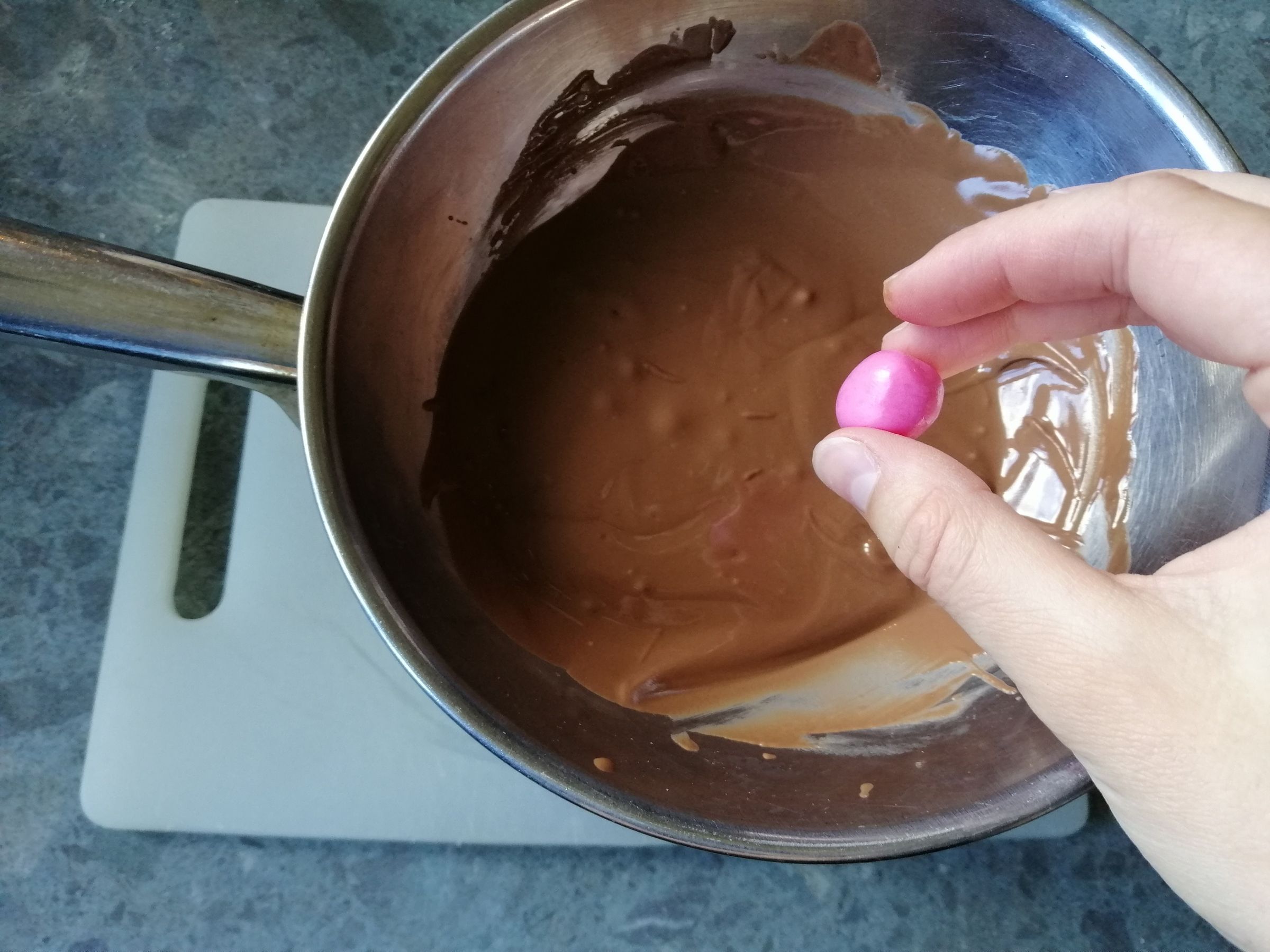 Chocolate Covered Fondants : 11 Steps (with Pictures) - Instructables