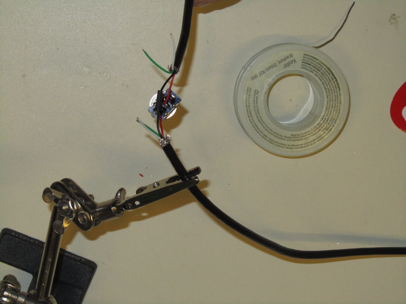 On/Off Switch for a USB-Powered Device : 4 Steps - Instructables