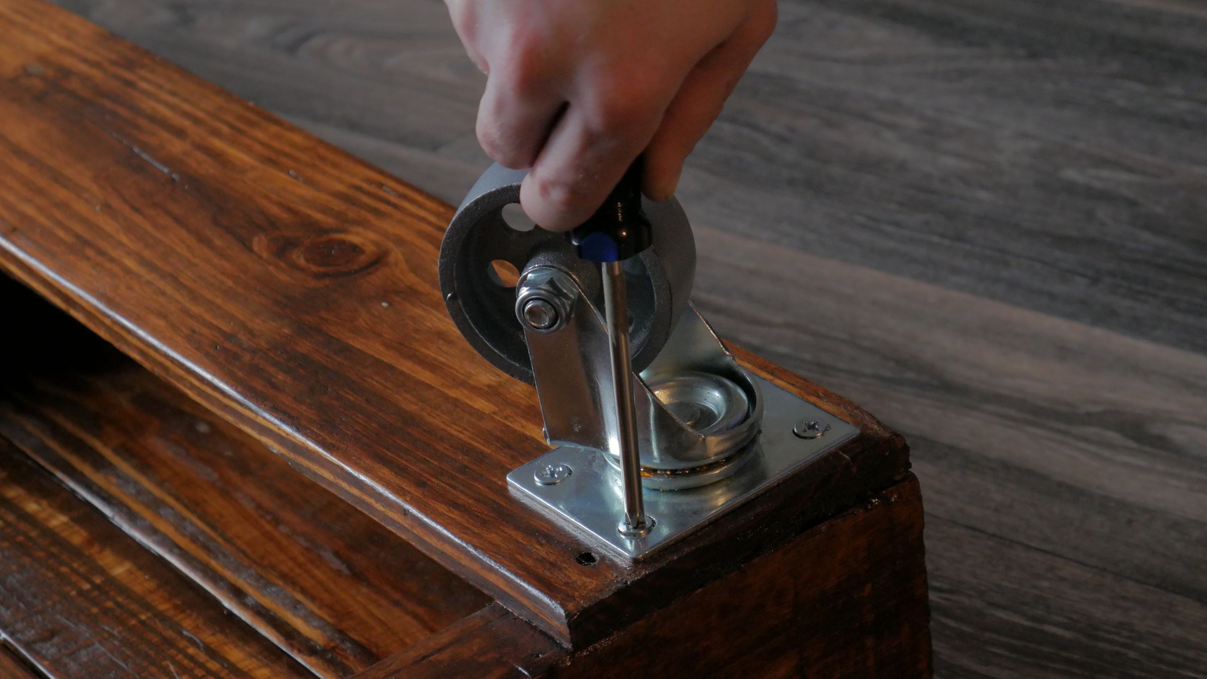 Pallet Coffee Table : 6 Steps (with Pictures) - Instructables