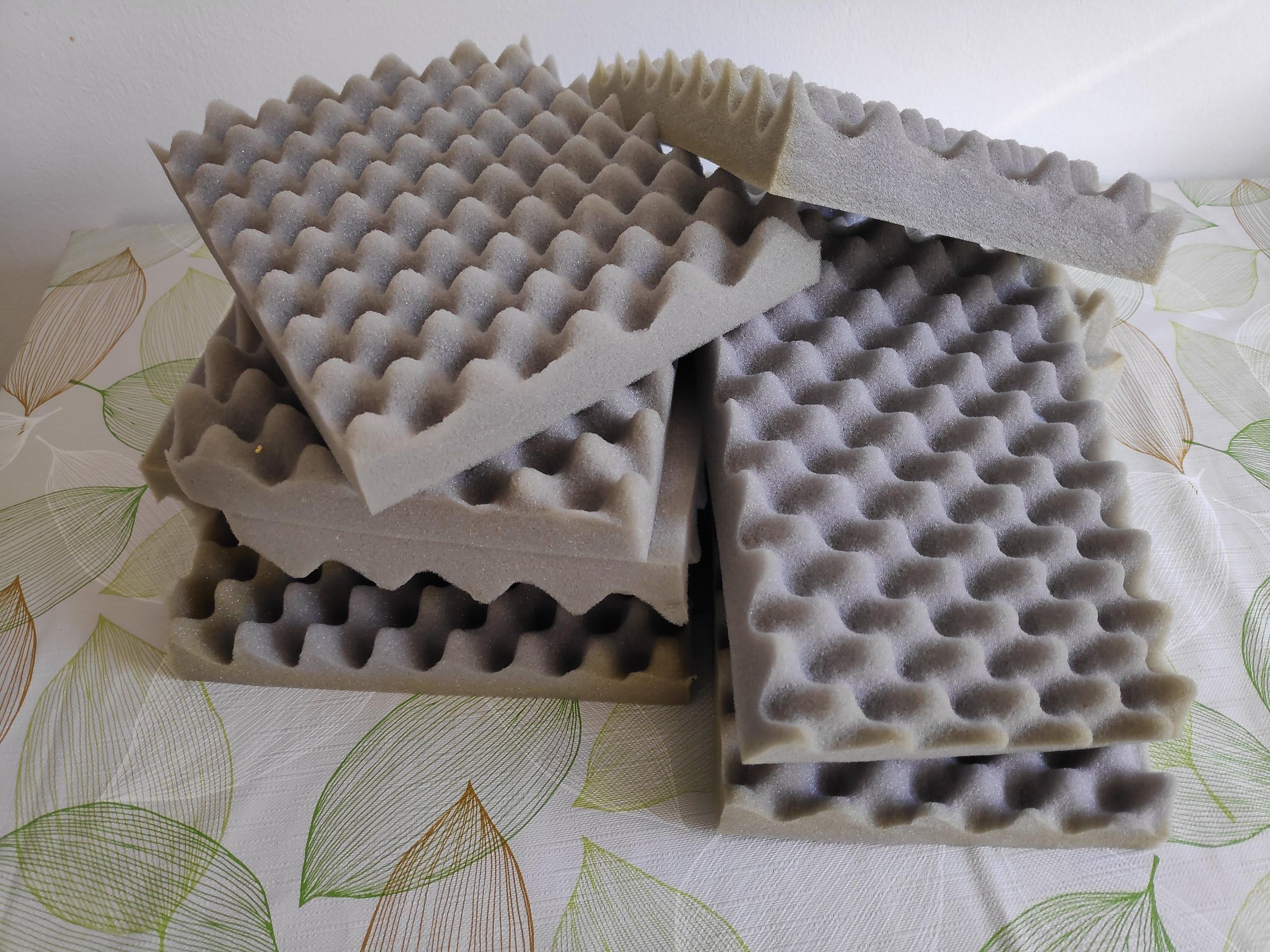 Chair Cushion Using Sponges From Packaging Boxes : 4 Steps - Instructables