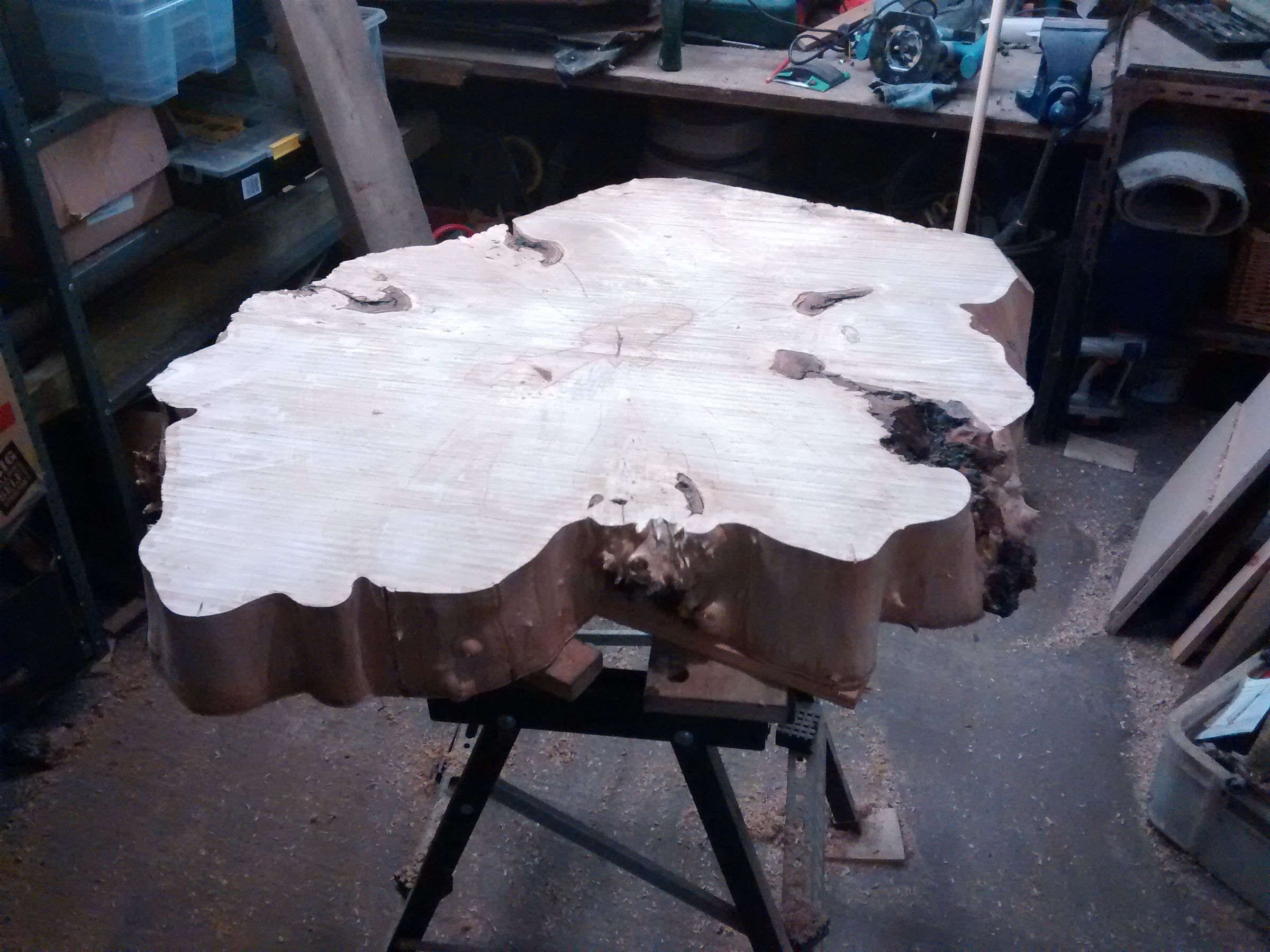 Large Log Slice Table : 9 Steps (with Pictures) - Instructables