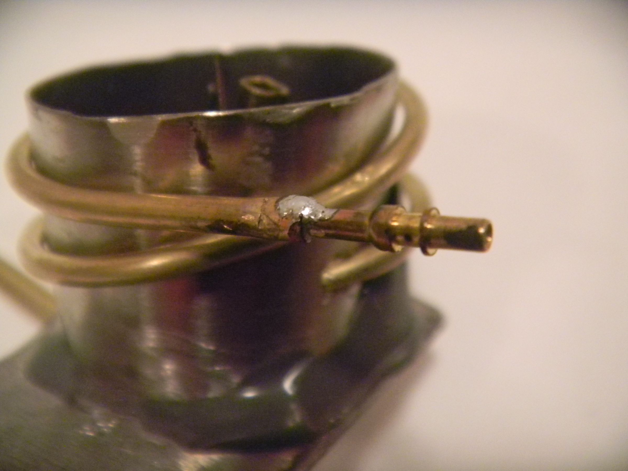 Wrist-Mounted Flamethrower Mk. 2: Dual-Stage Liquid Fuel : 5 Steps ...