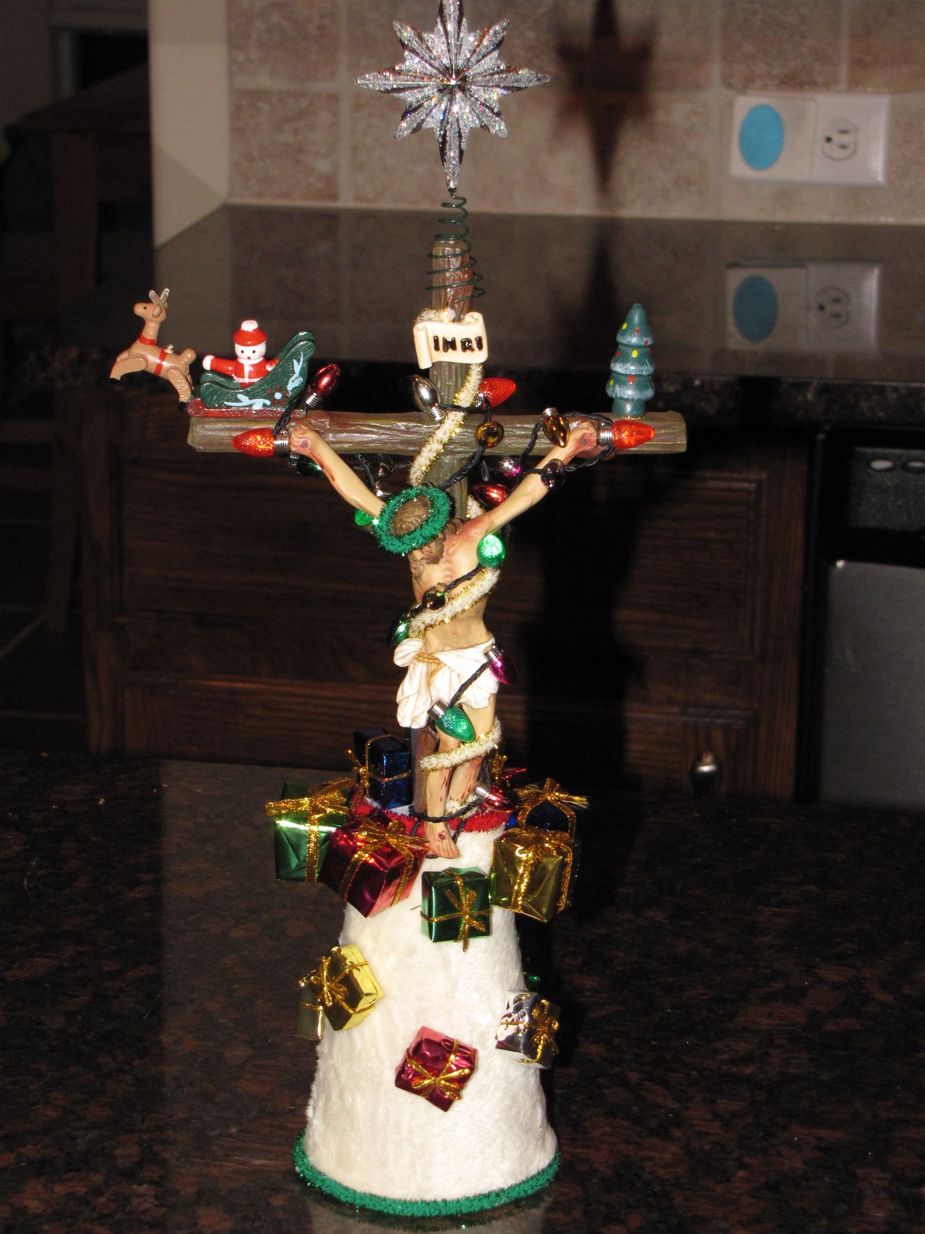 Jesus/Crucifix Christmas Tree Topper : 5 Steps - Instructables