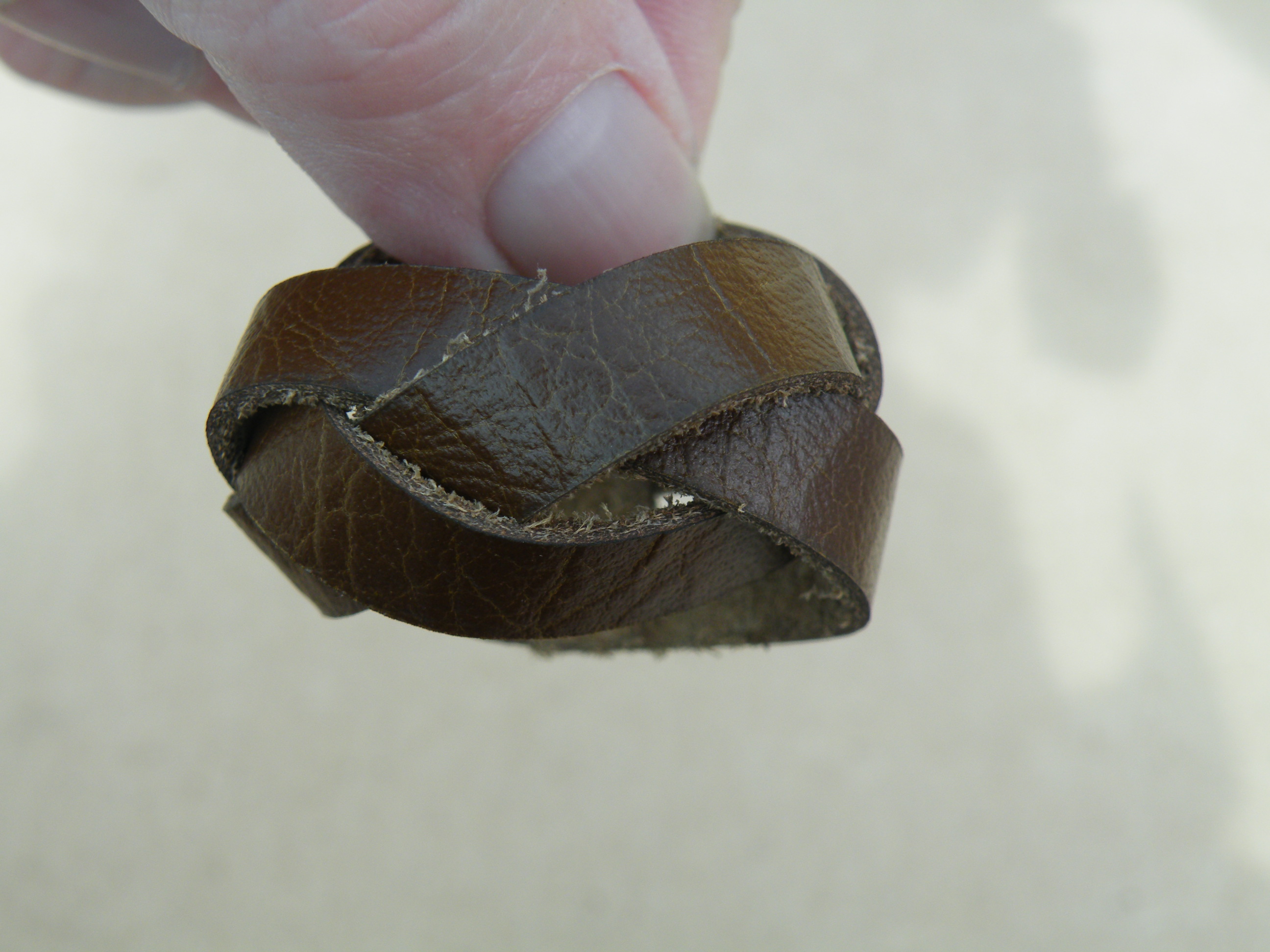 Plaited Leather Woggle : 8 Steps (with Pictures) - Instructables