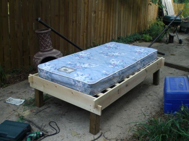 Collapsible Bed Frame : 9 Steps (with Pictures) - Instructables