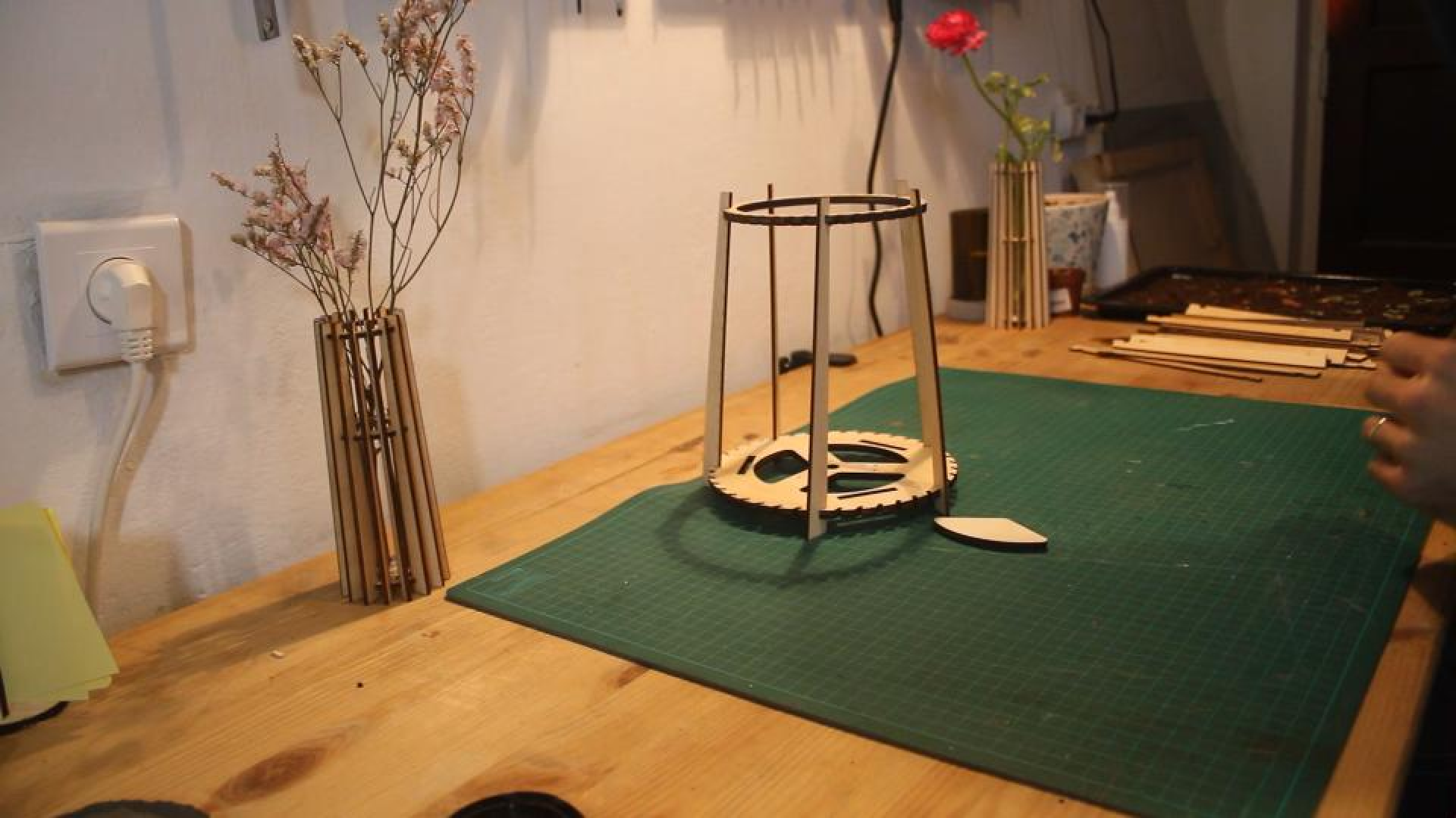 Laser Cut Wooden Table Lamp : 6 Steps (with Pictures) - Instructables