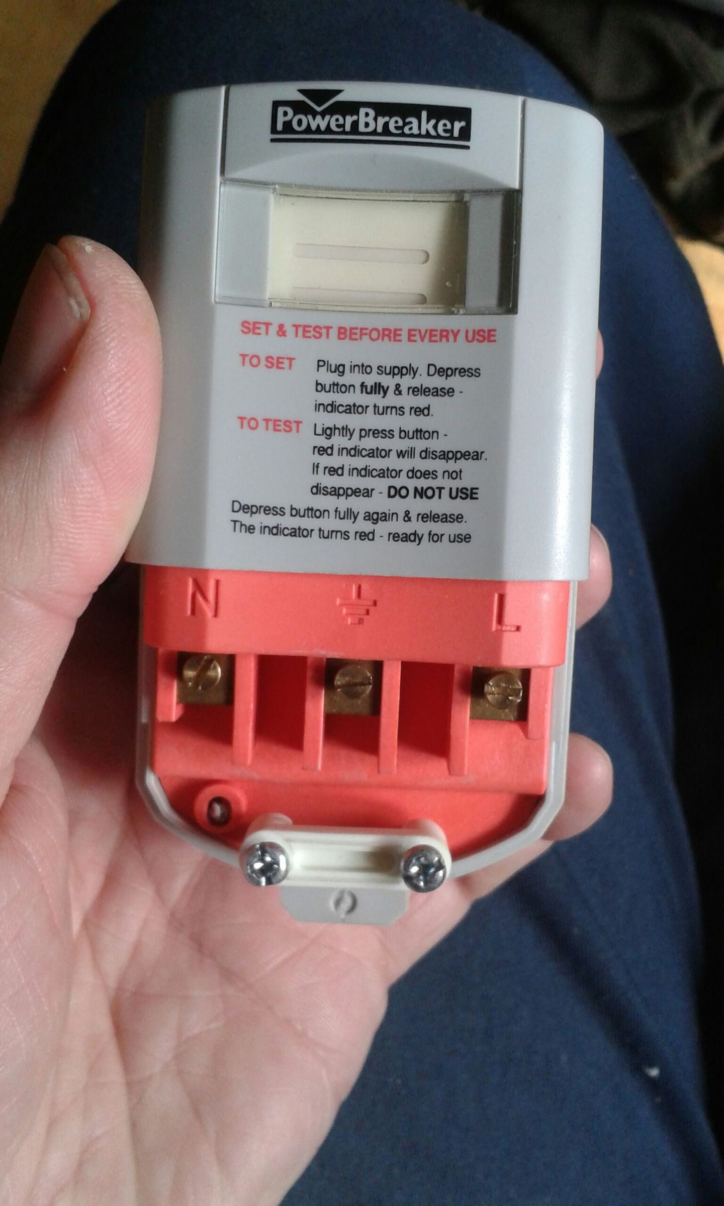 UK/European Extension Cable : 3 Steps - Instructables