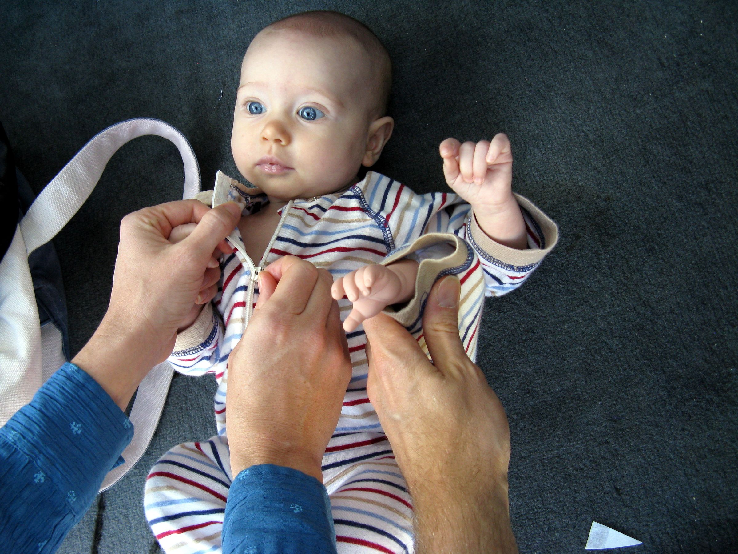 Happy Mutant 3-Armed Baby Costume : 10 Steps (with Pictures ...