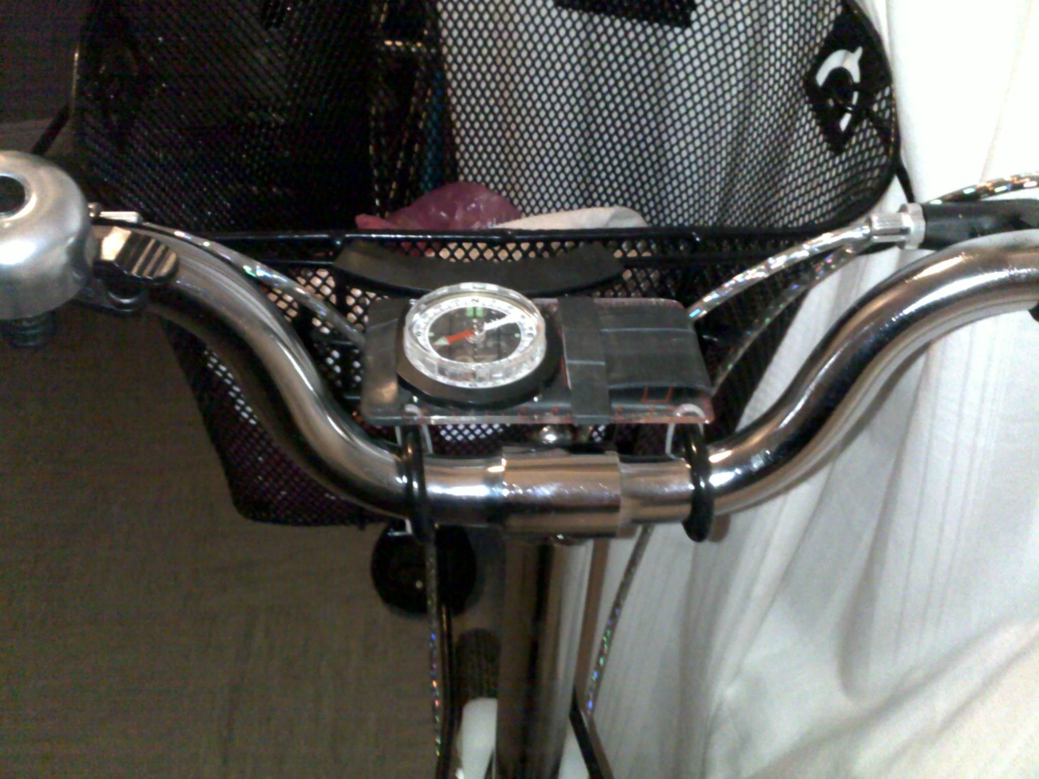 Bike - Simple Compass Mount for Multiple Surfaces : 4 Steps - Instructables
