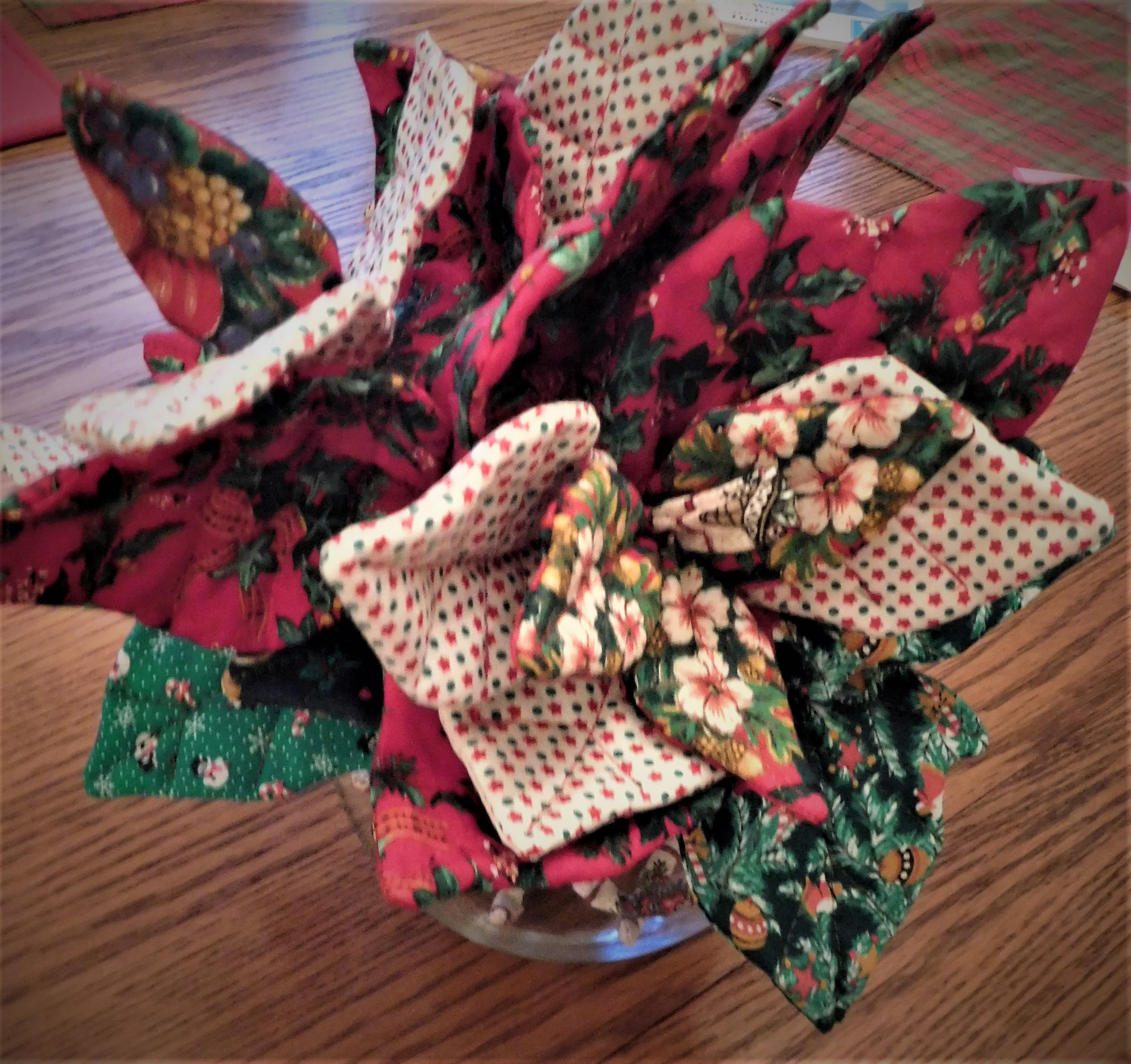 Fabric Poinsettia Plant : 8 Steps (with Pictures) - Instructables