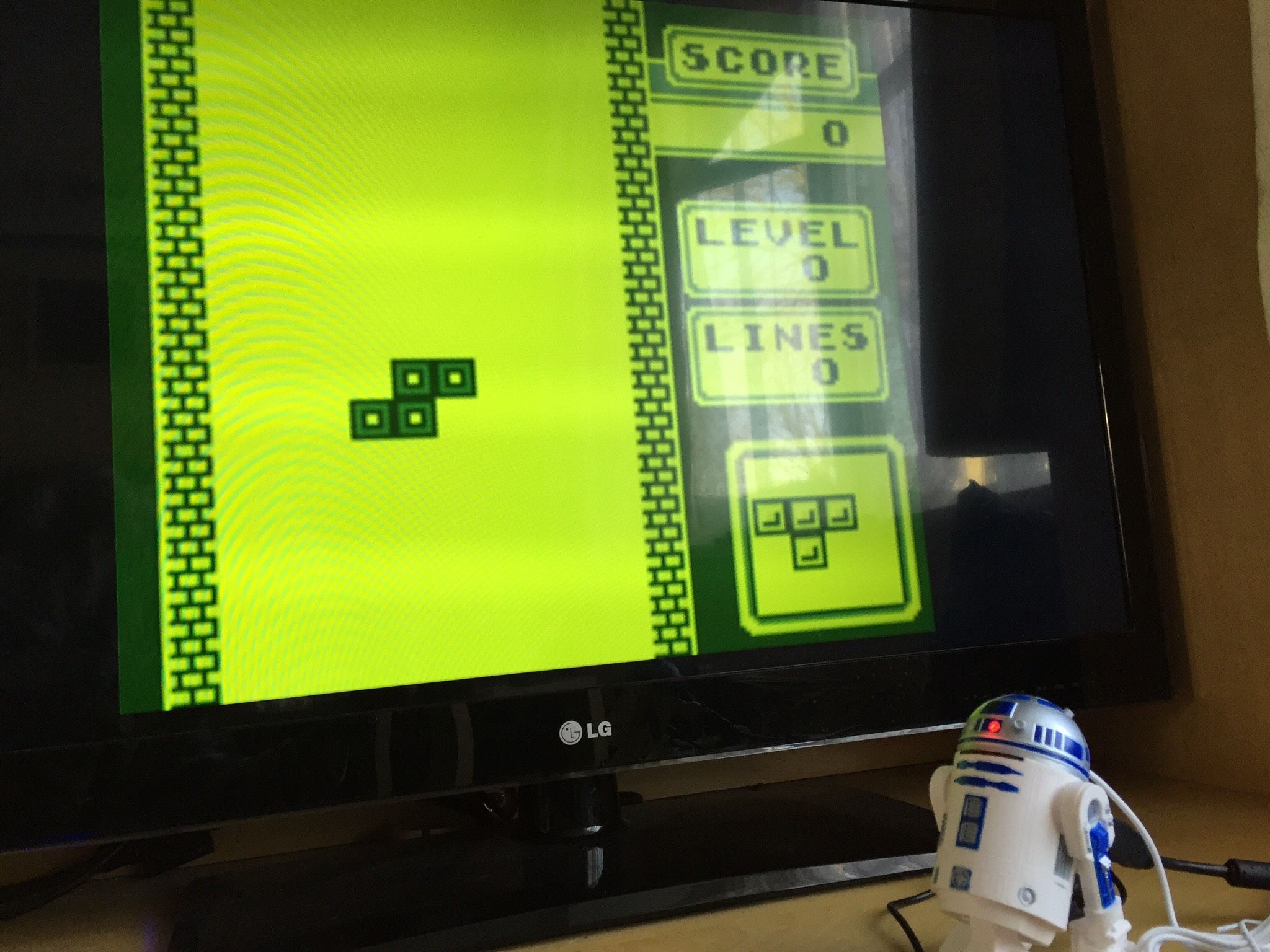 R2D2 Raspberry Pi Zero Retro Gaming Machine! : 5 Steps (with Pictures ...