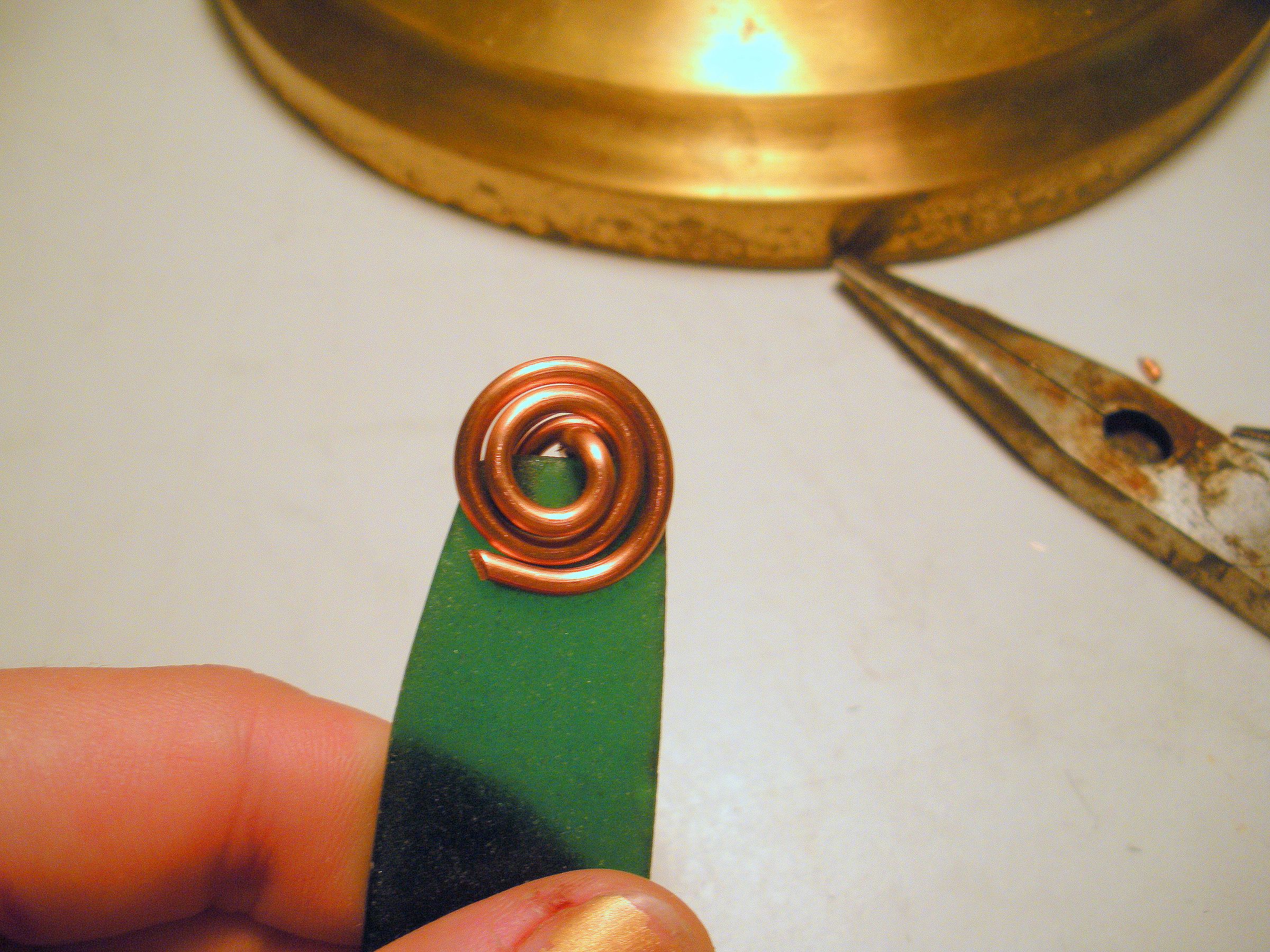Wire Spiral Holders: an Alternative to Drilling Glass : 7 Steps (with ...
